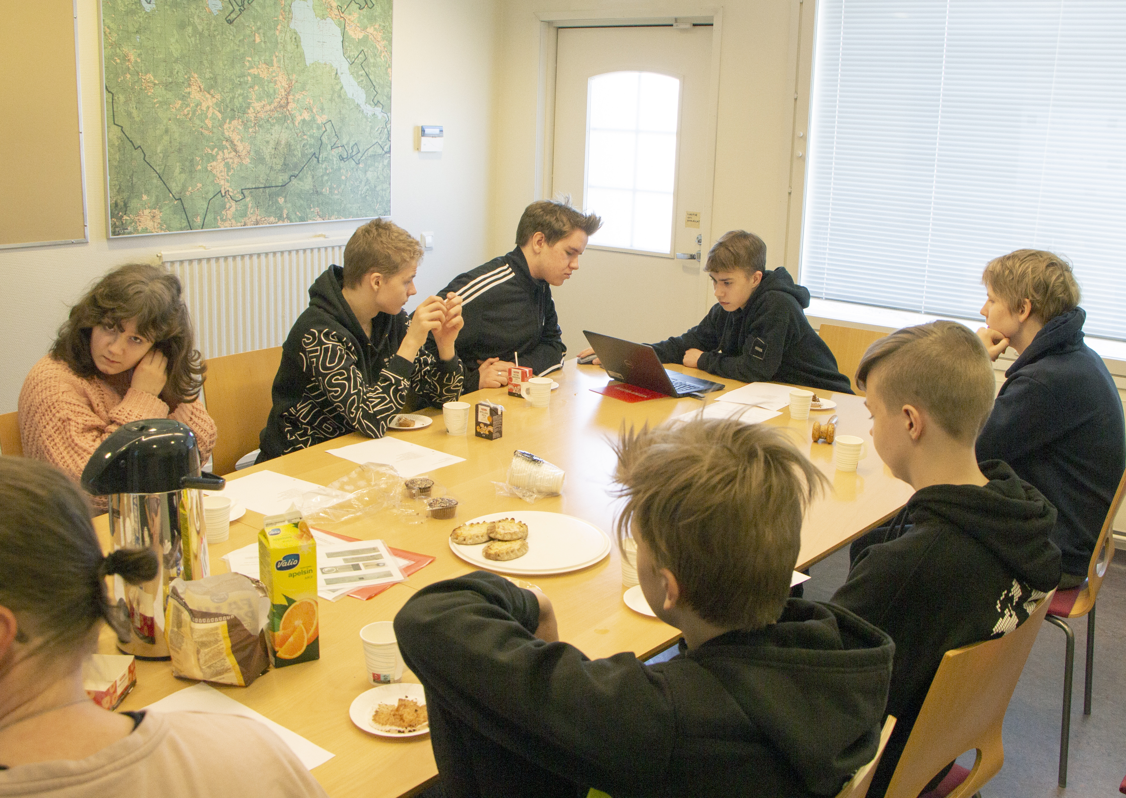 Maakunta kuulee nuoria -Yli 30 nuorta saa ottaa kantaa ajankohtaisiin ...