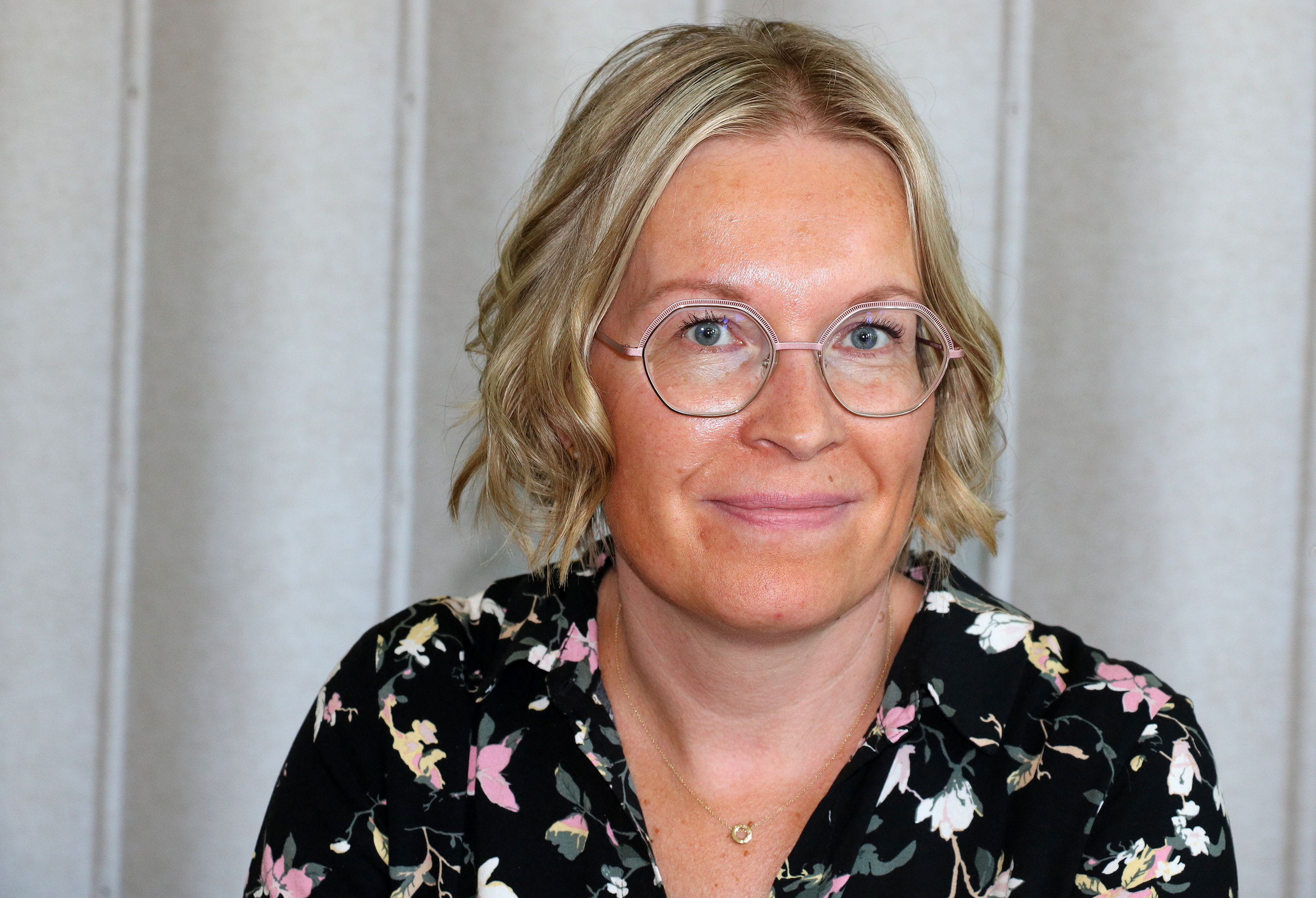 Oulaistelaista Sari Myllykoski-Hanhelaa esitetään Arvo-osuuskunnan ...