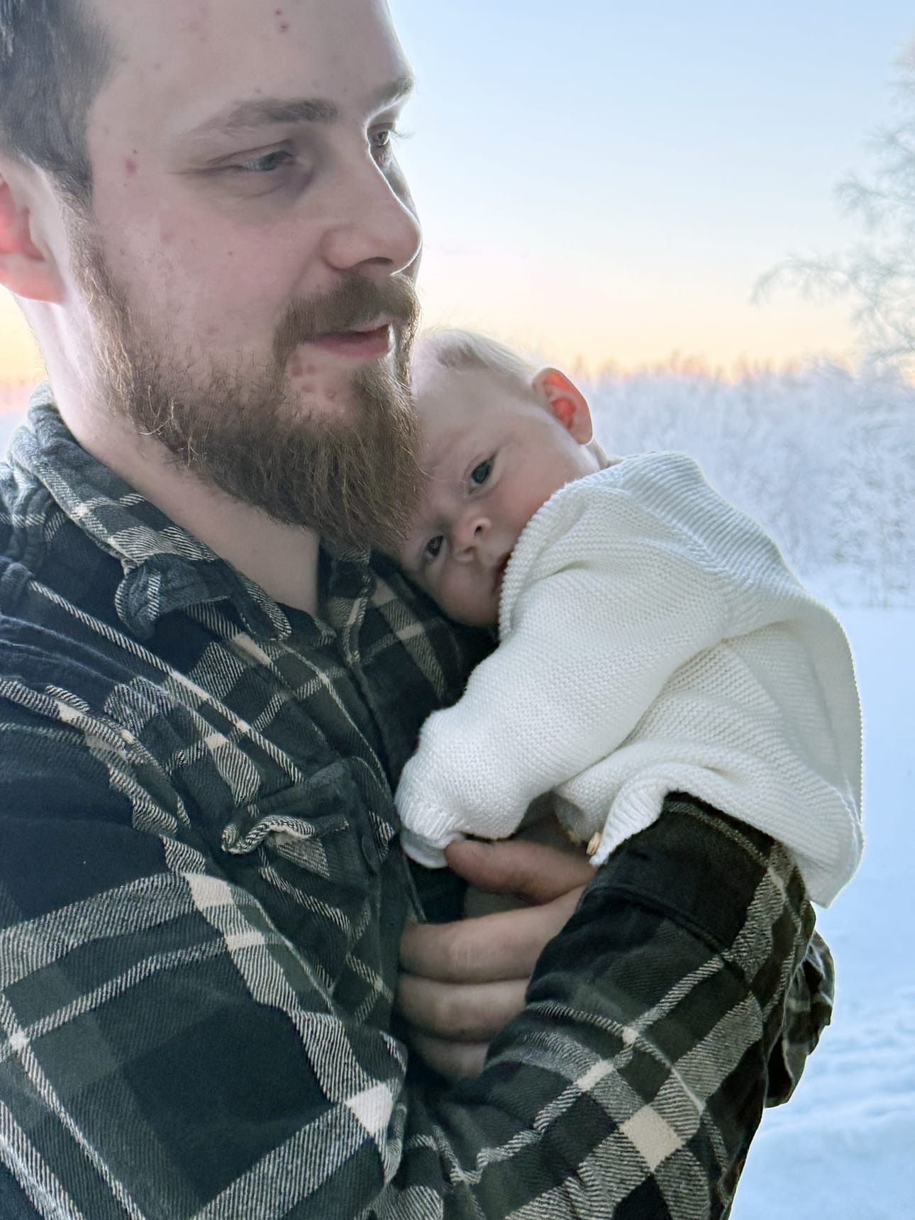 Torniolaiset Kinnuset valitsivat synnytyspaikaksi Oulun – "Juho ajoi ...