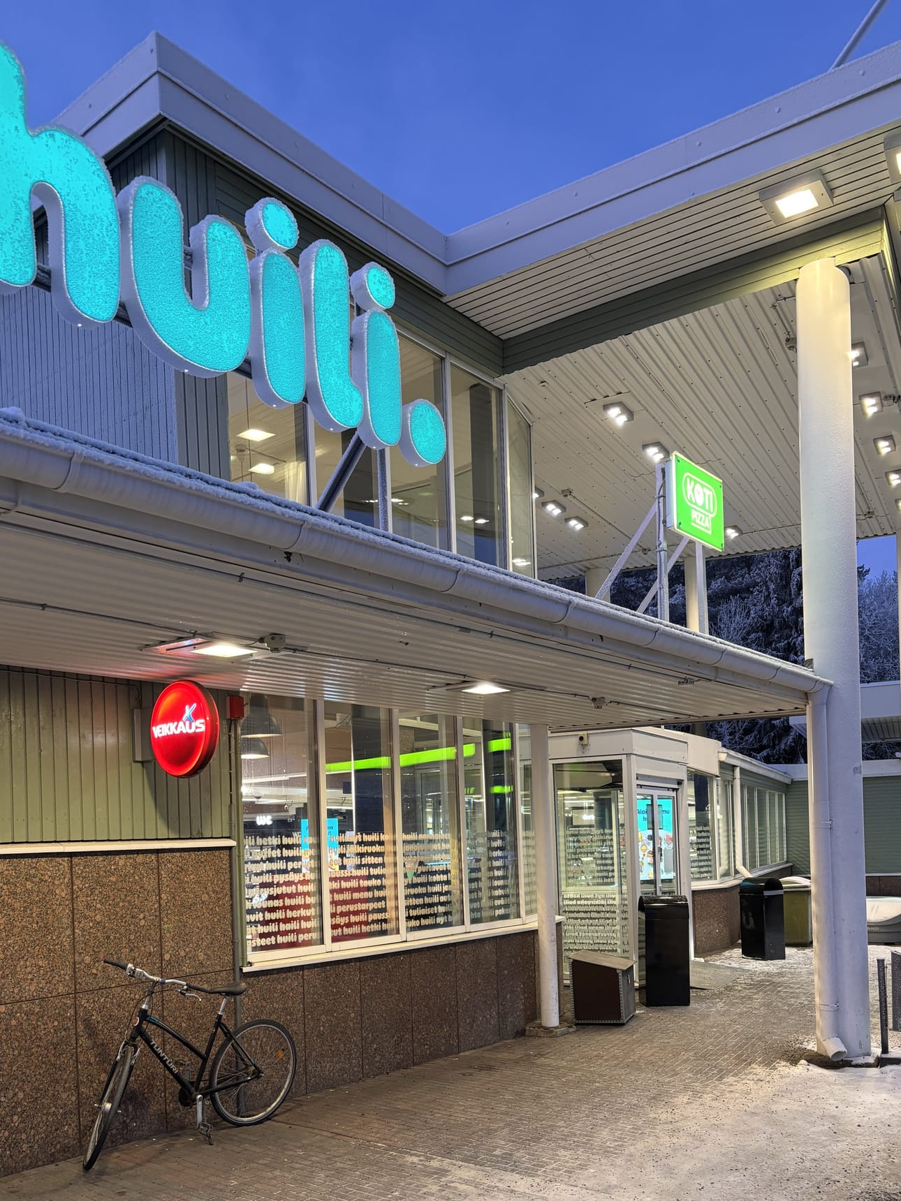 Ouluntullissa avanneen Huilin aamiaiselta saa sen mitä muualtakin ...