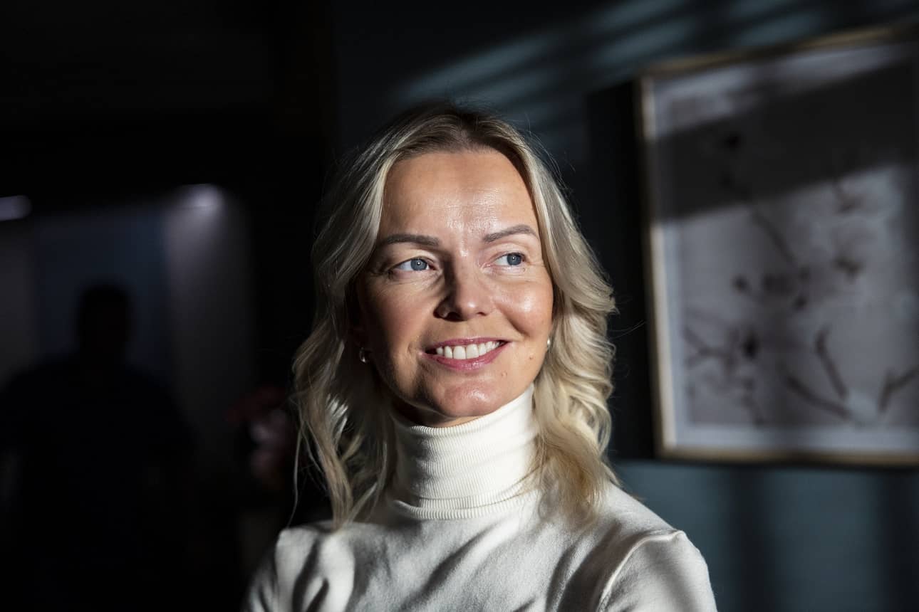 Oululainen Virva Pisano, 51, sai silmiinsä näköä parantavat muovinpalat ...