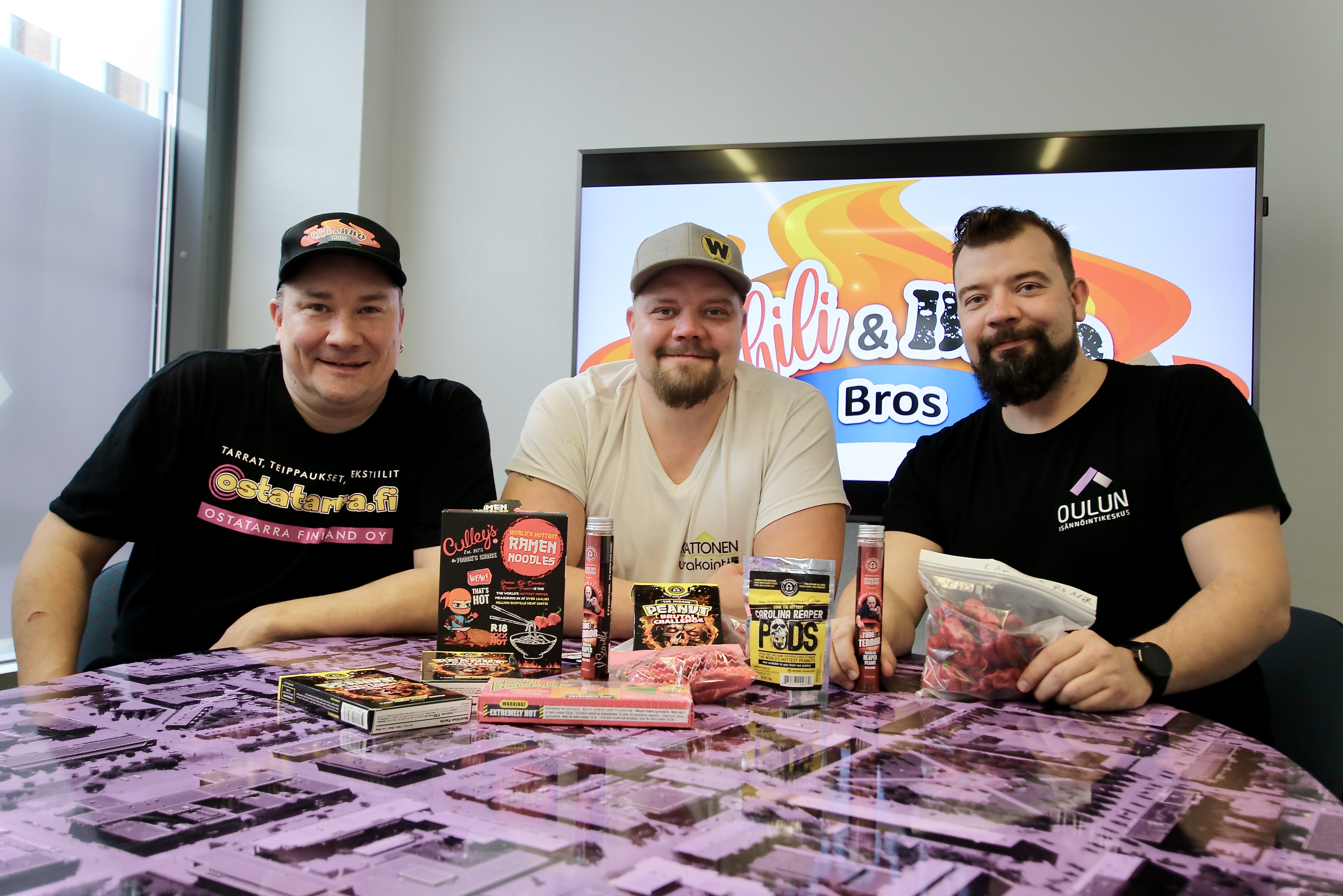 Chili BBQ Bros tekee ruokahaasteita nettiin – yrittäjäveljeksistä Sami ...