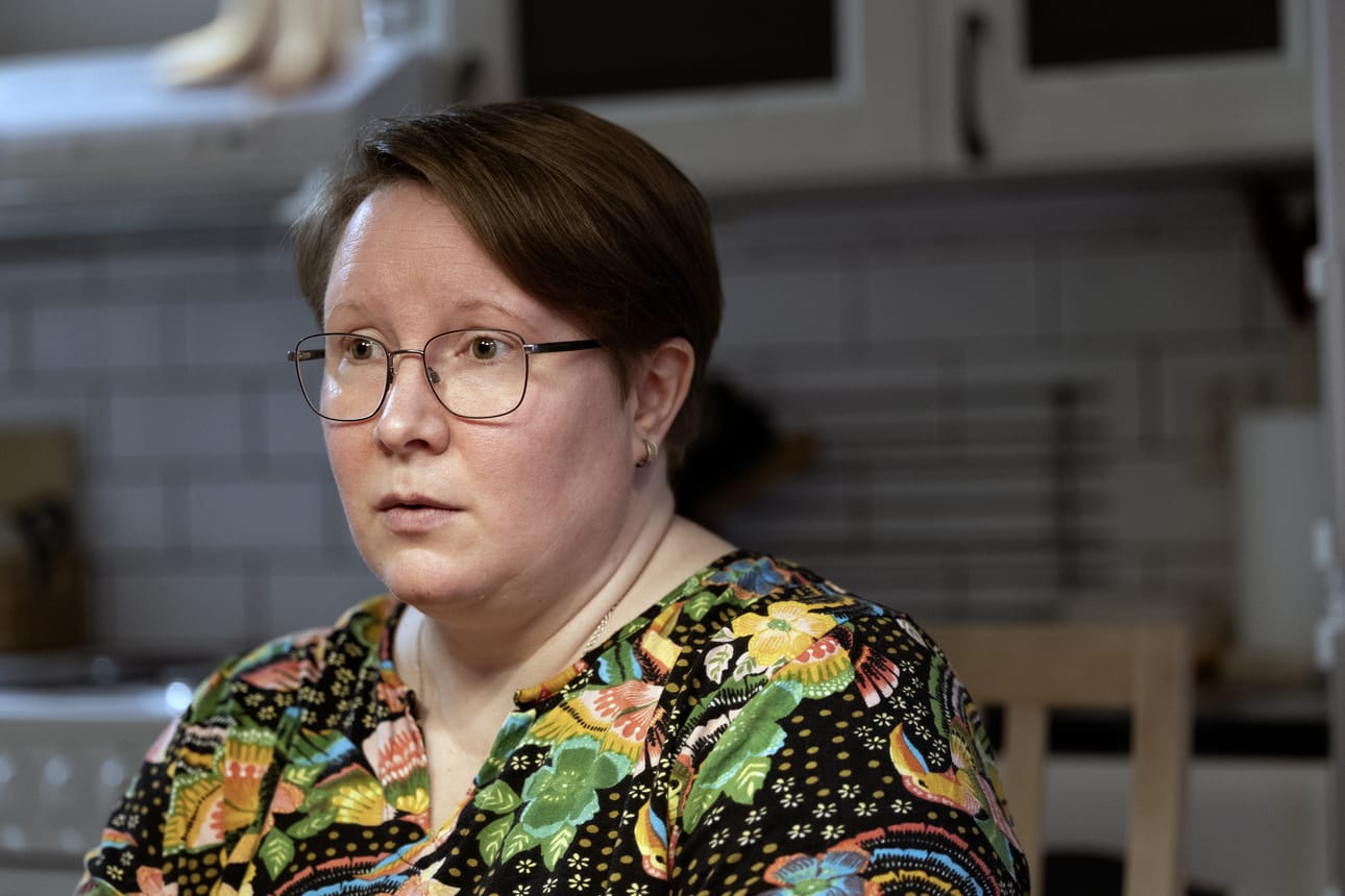 Tiina Vesterlund ihmetteli lapsena isänsä outoa käytöstä – Varjeltu ...
