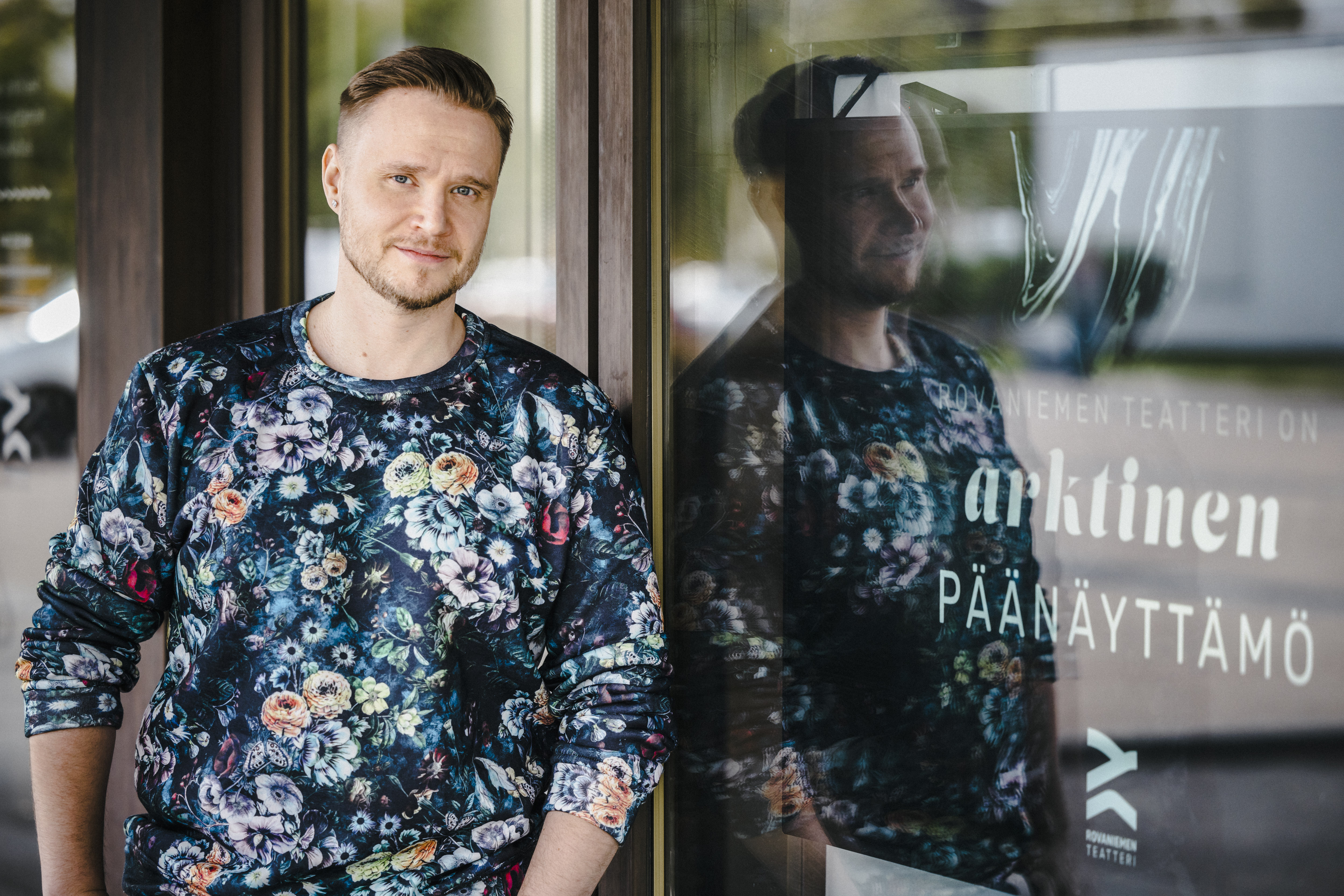 Kirka, Sammy ja Muska yhdessä musikaalissa – Näyttämöllä soivat rock ...