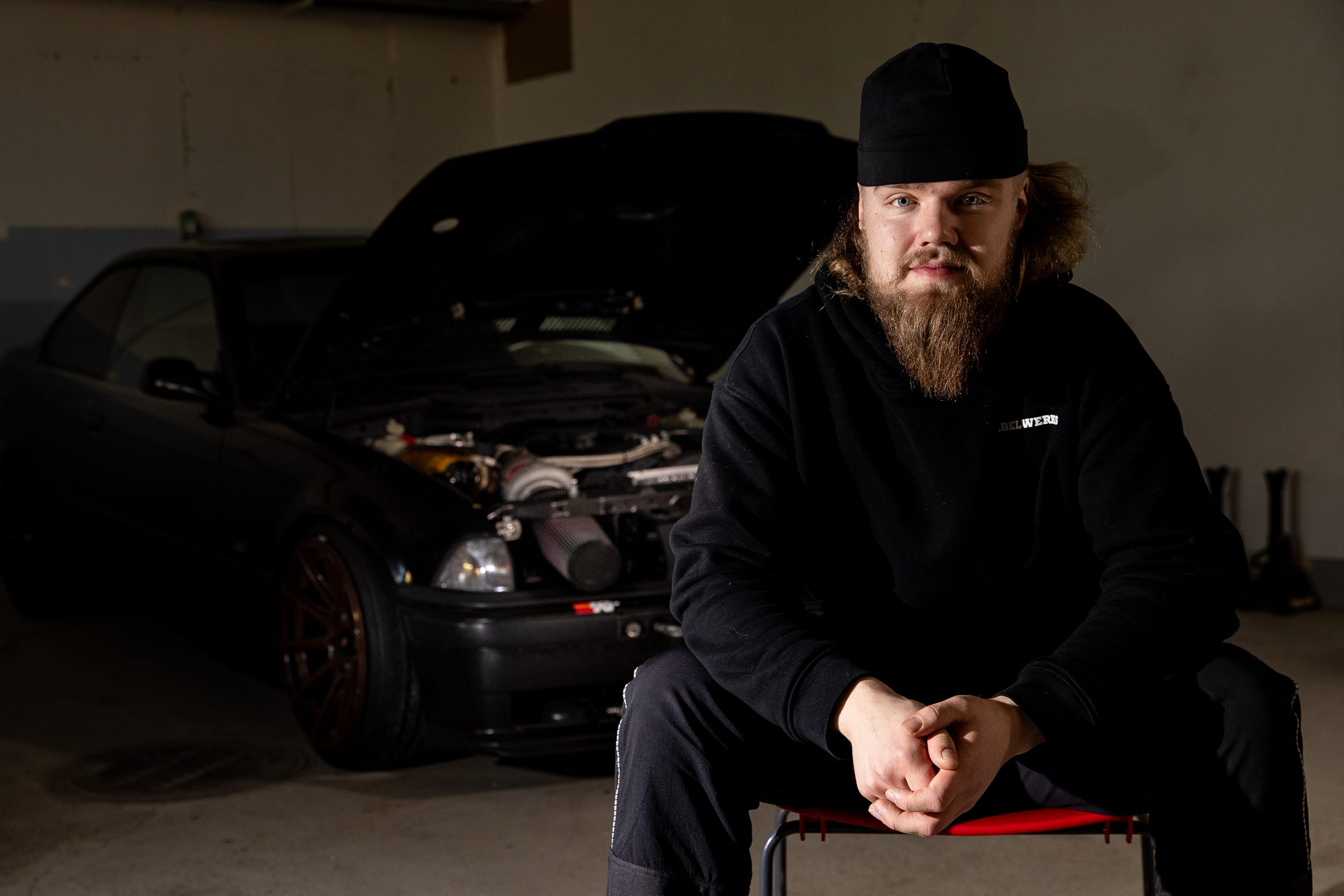Taivalkoskelainen autotubettaja Aatu Turpeinen vei vuoden ...
