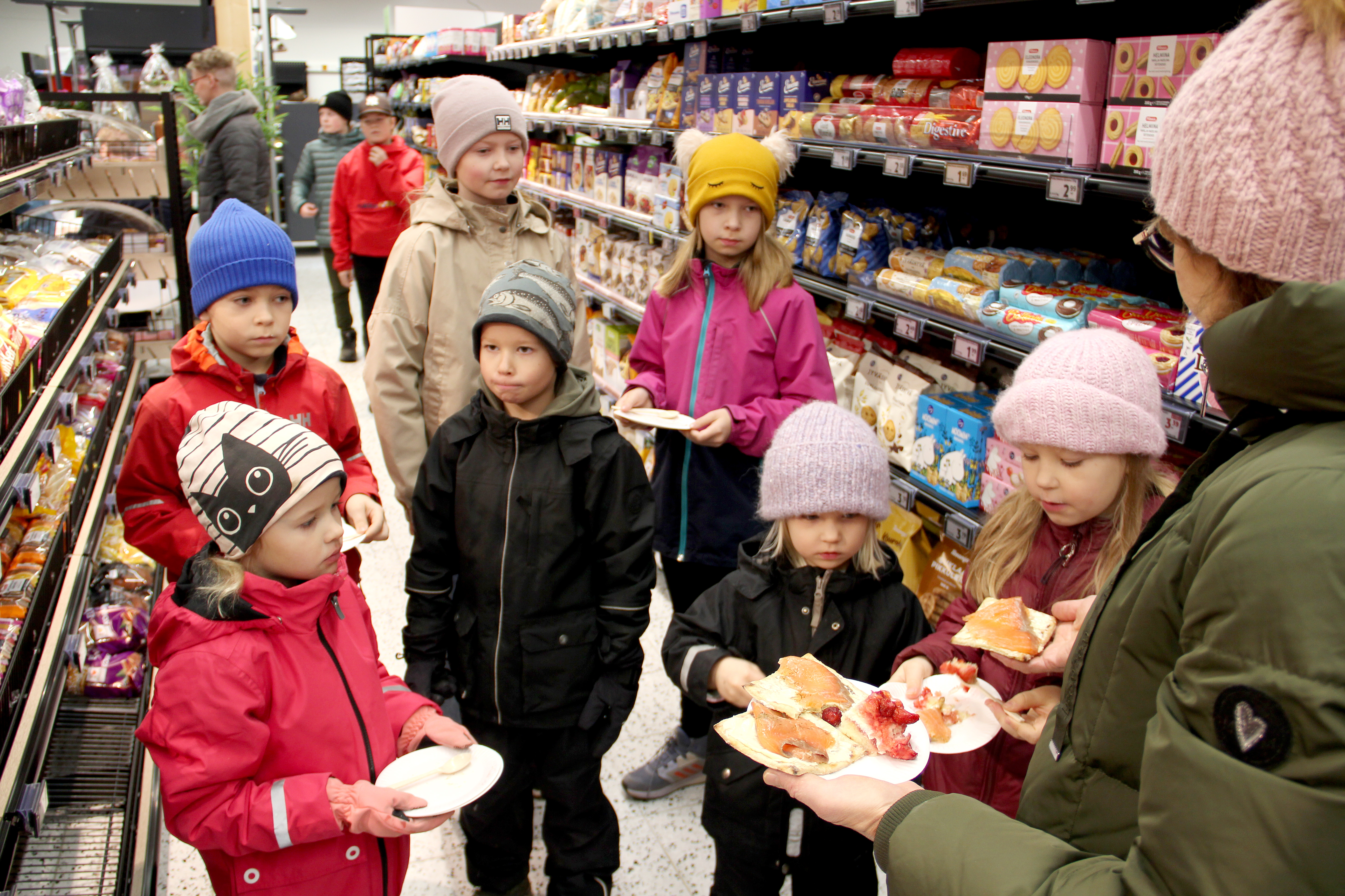 Tervolan keskustan palvelut paranivat – uuden K-Marketin myyntipinta ...