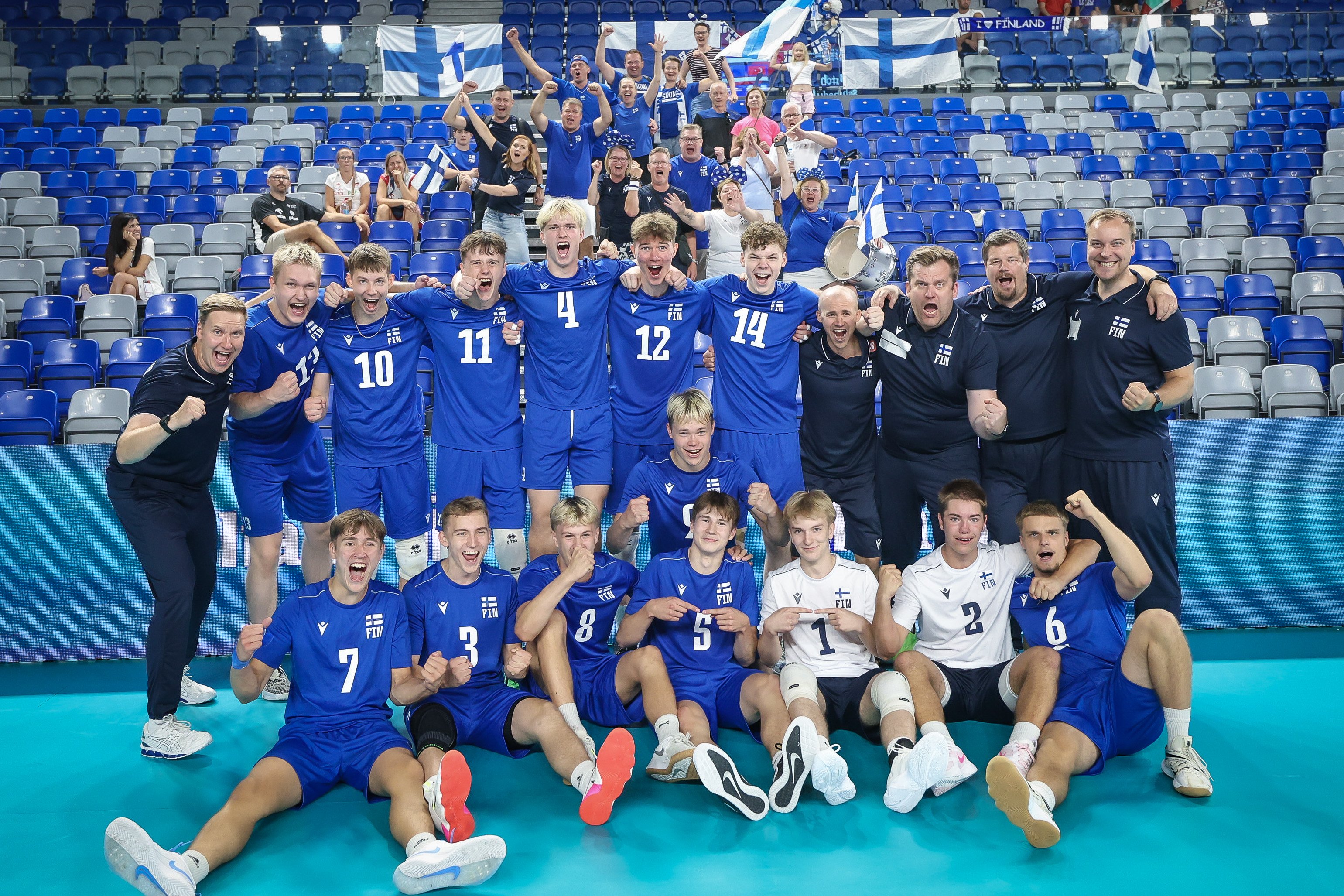 OsVa-kasvatit Eeli Kuukasjärvi ja Kaapo Vanhatupa pääsivät juhlimaan nuorten EM-kisoissa ...