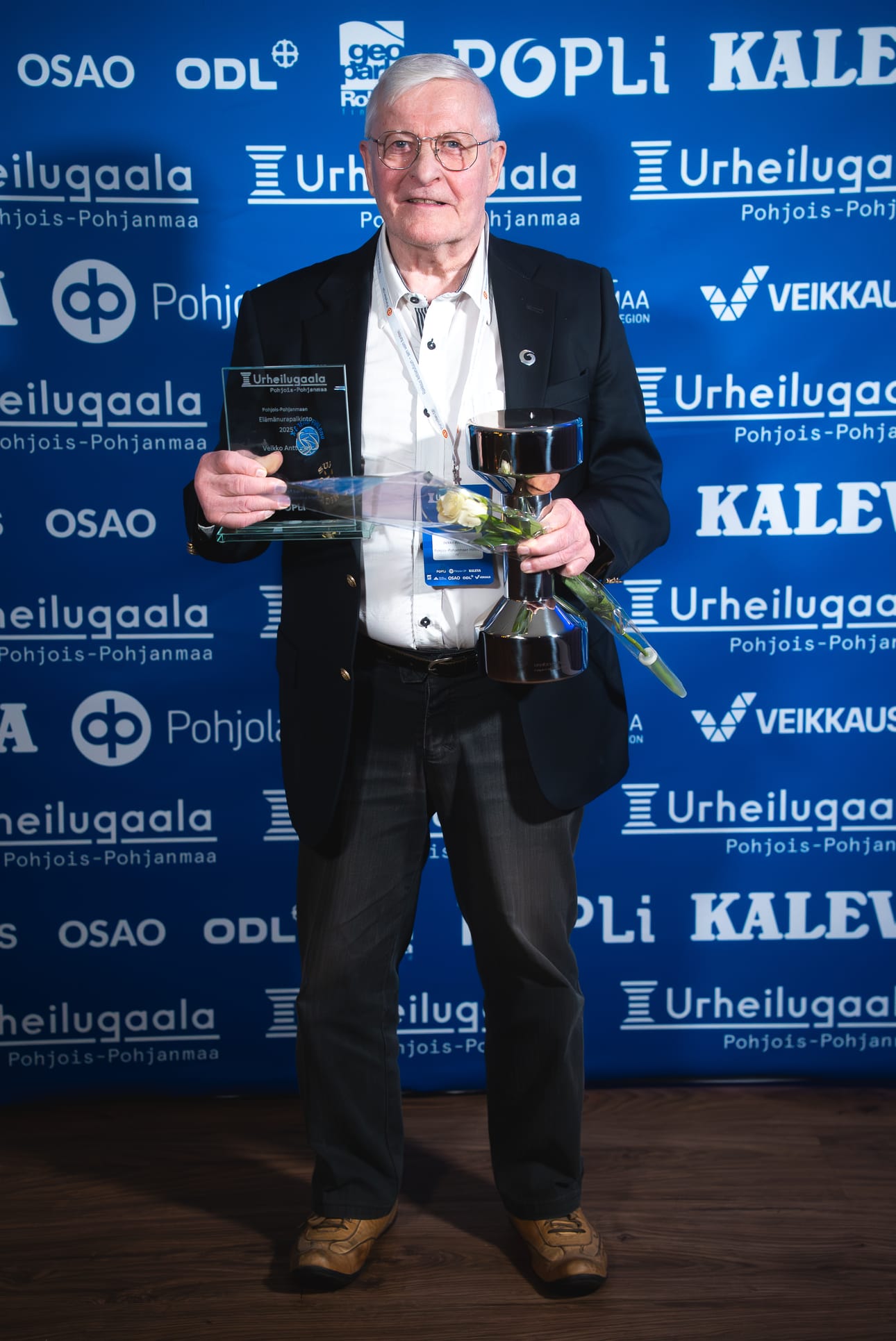Tervahiihdon takavuosien taustavoima Veikko Anttonen, 80, palkittiin ...