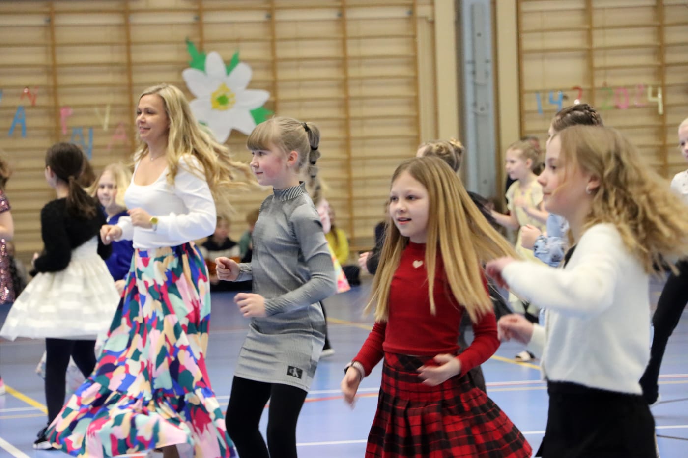 Alakoululaisista 30 prosenttia harrastaa kerhoissa – Jurvassa on koko ...