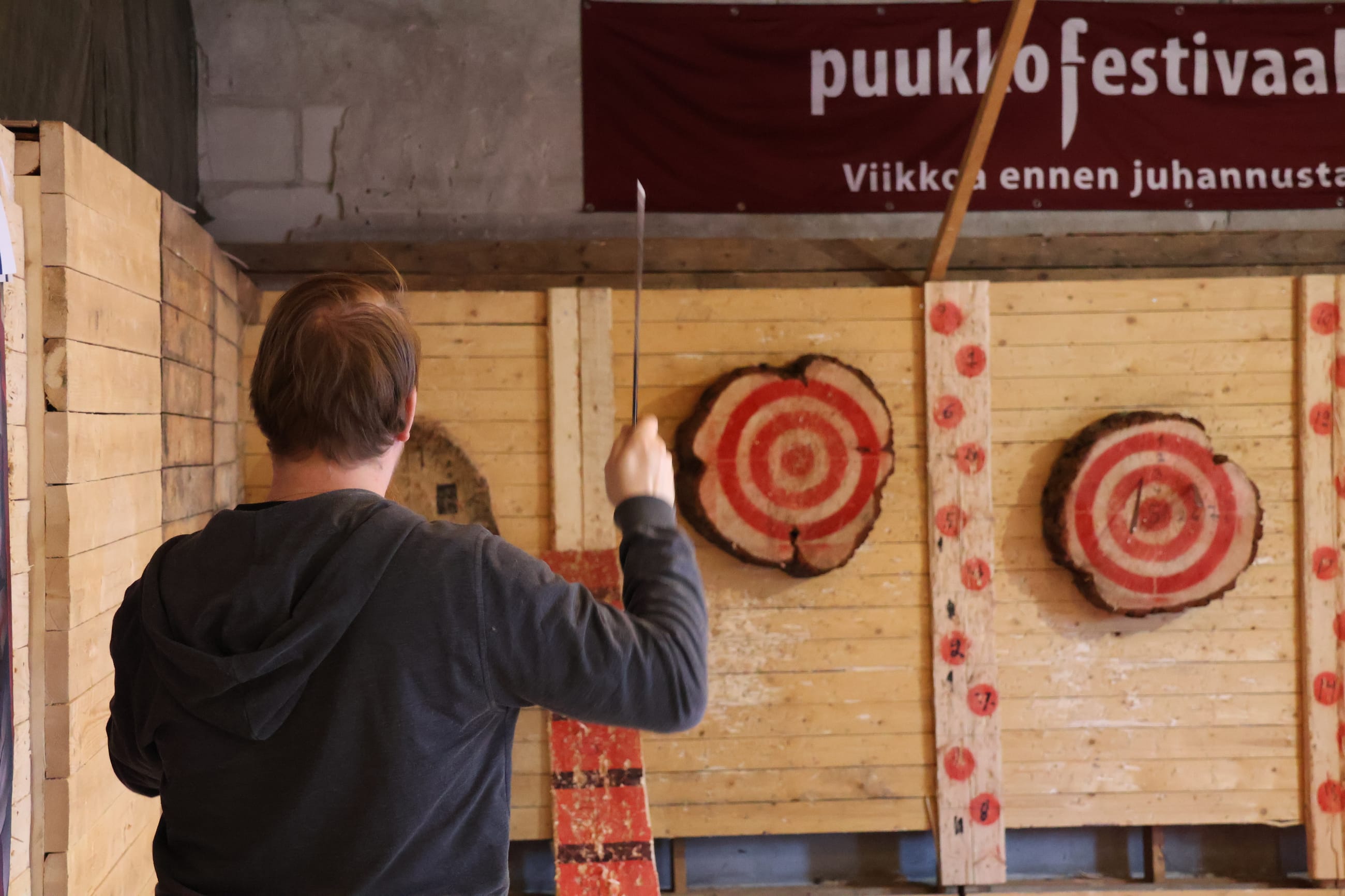 Kauhavalla heitetään veitsellä ja kirveellä - kesän SM-kilpailut ...