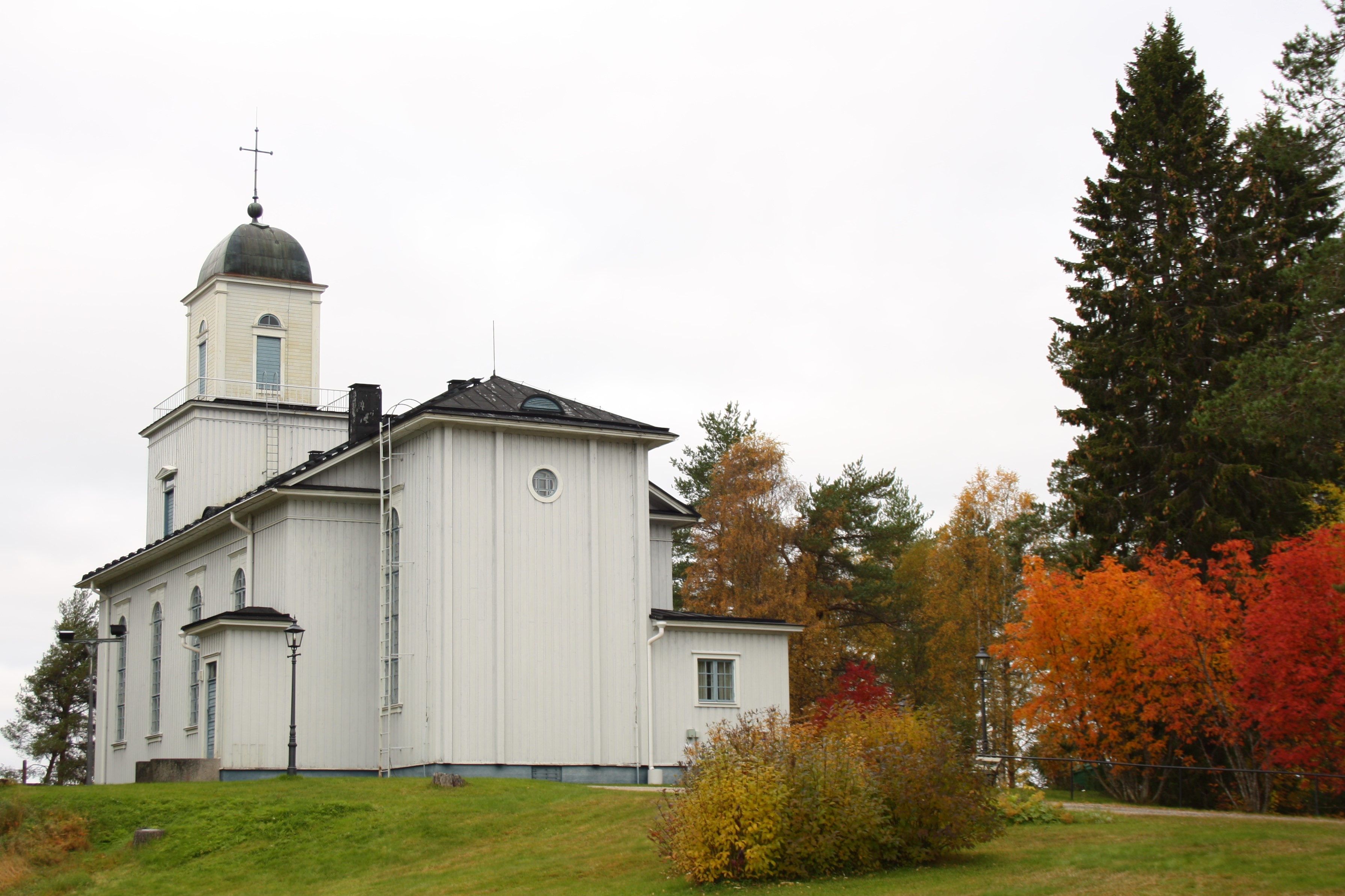 Taivalkoskelta välitetään kirkonmenoja jopa 150 000 hengen ...