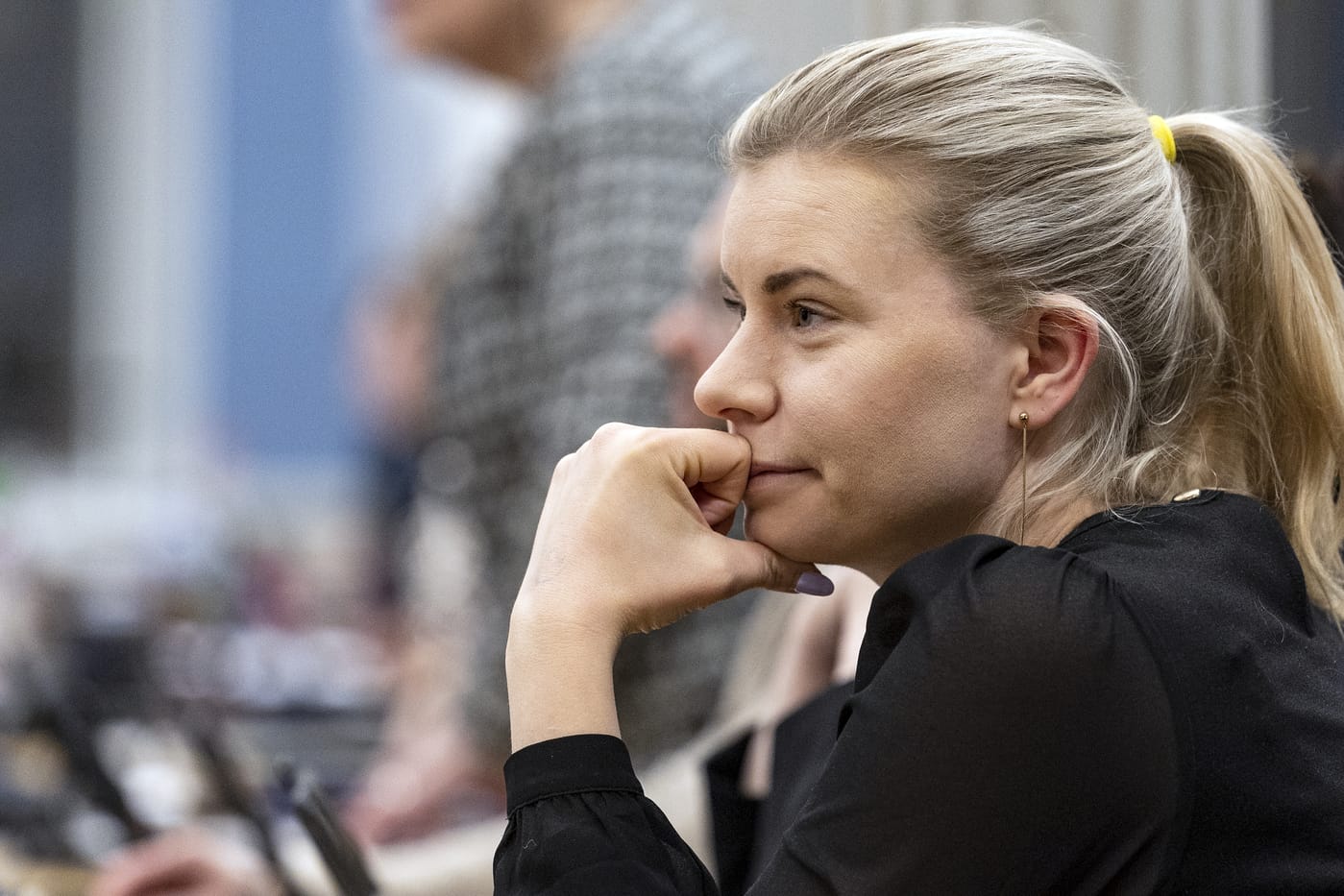 Oululaisedustaja Jenna Simula: Ukrainassa sotineille venäläissotilaille ...