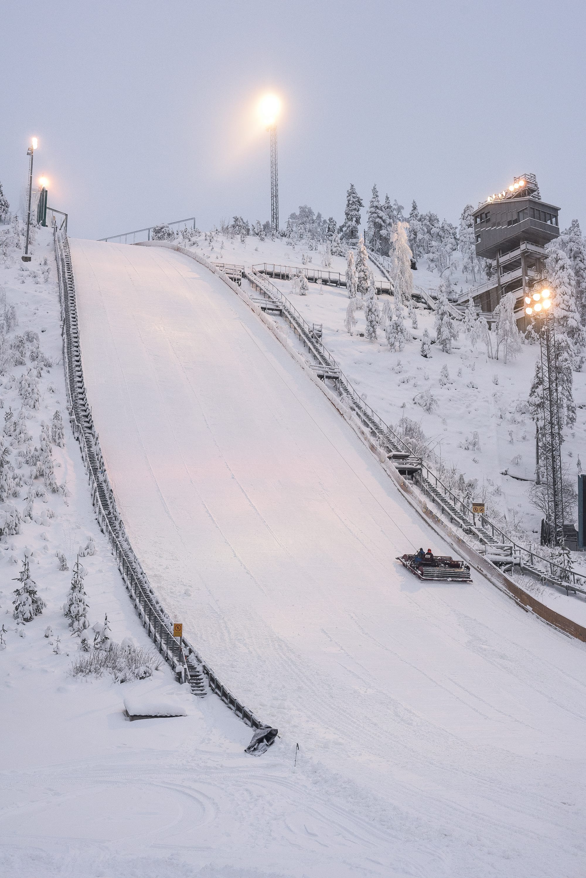 Rukan hiihtostadion valmis vastaanottamaan mäki- ja hiihtourheilun ...