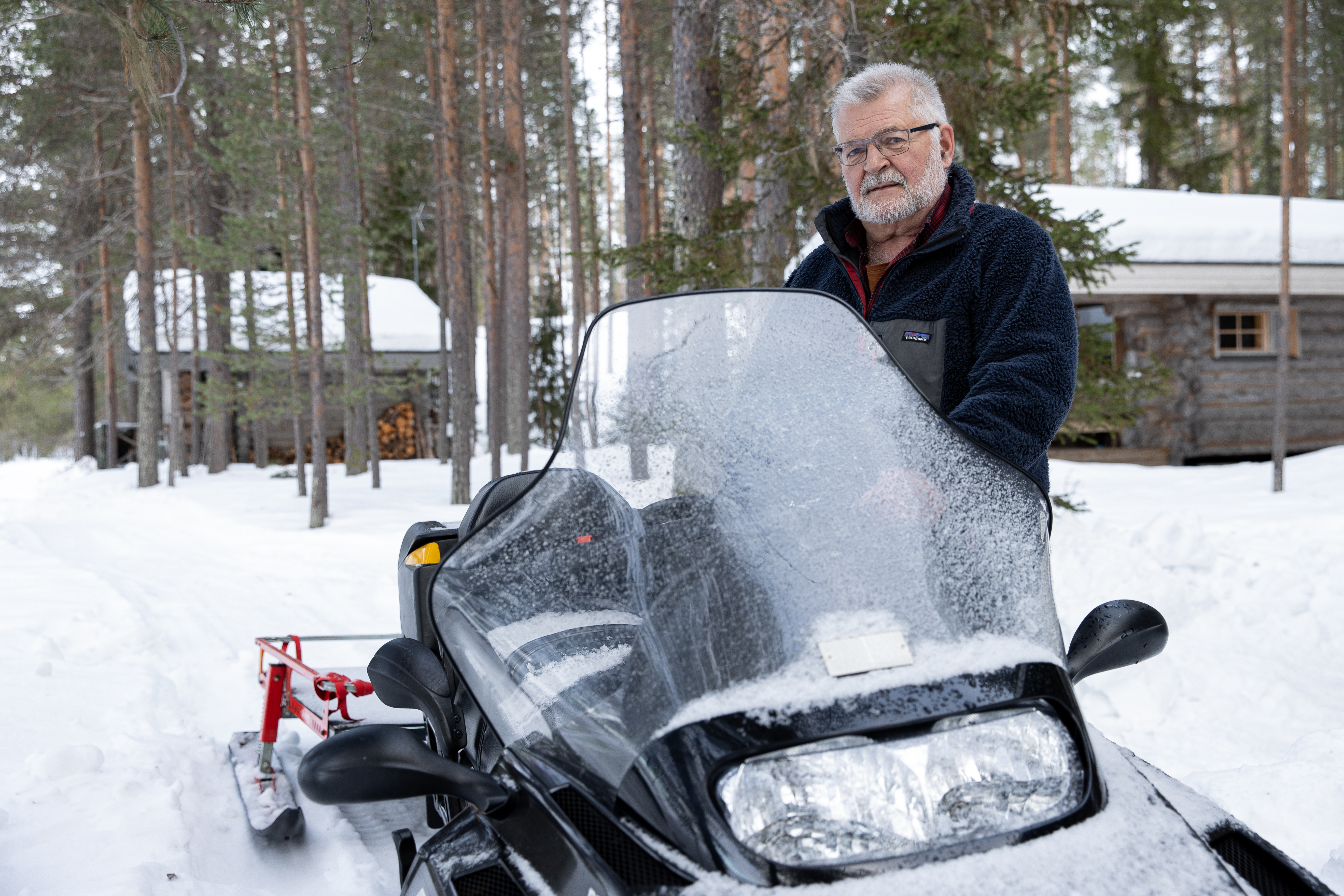 Sotakirurgi Seppo Salminen hoiti kansanmurhan uhreja lian ja saastan ...
