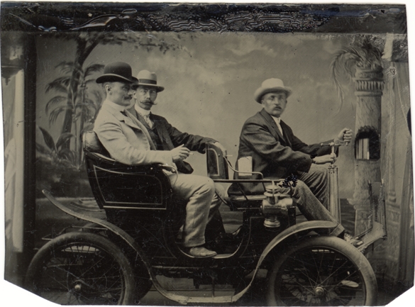 Haluatko ihailla vanhaa Kärppien joukkuekuvaa tai vanhaa vankilan ...