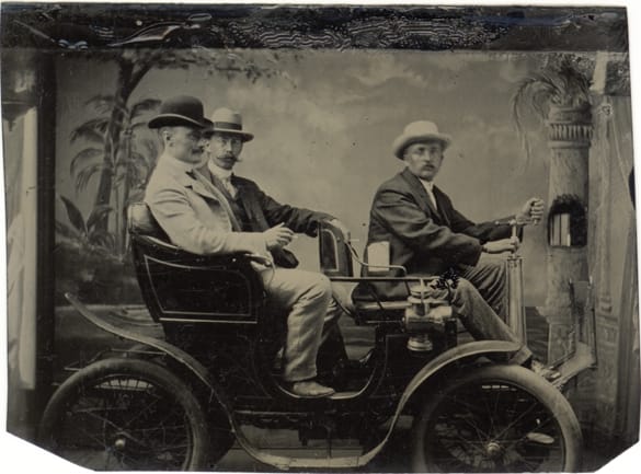 Haluatko ihailla vanhaa Kärppien joukkuekuvaa tai vanhaa vankilan ...