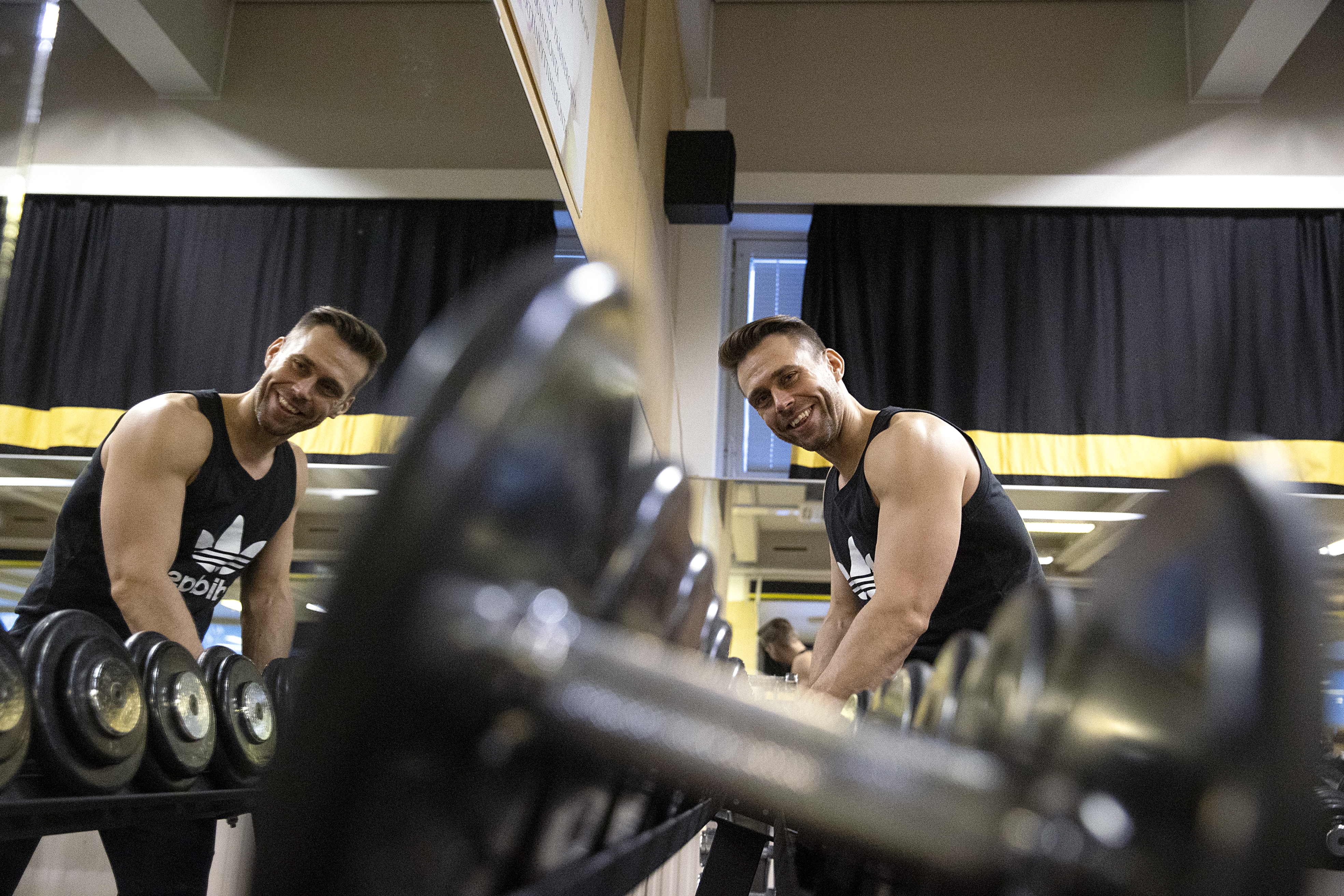 Oululaisnäyttelijä Antti Launonen harrastaa kehonrakennusta ...