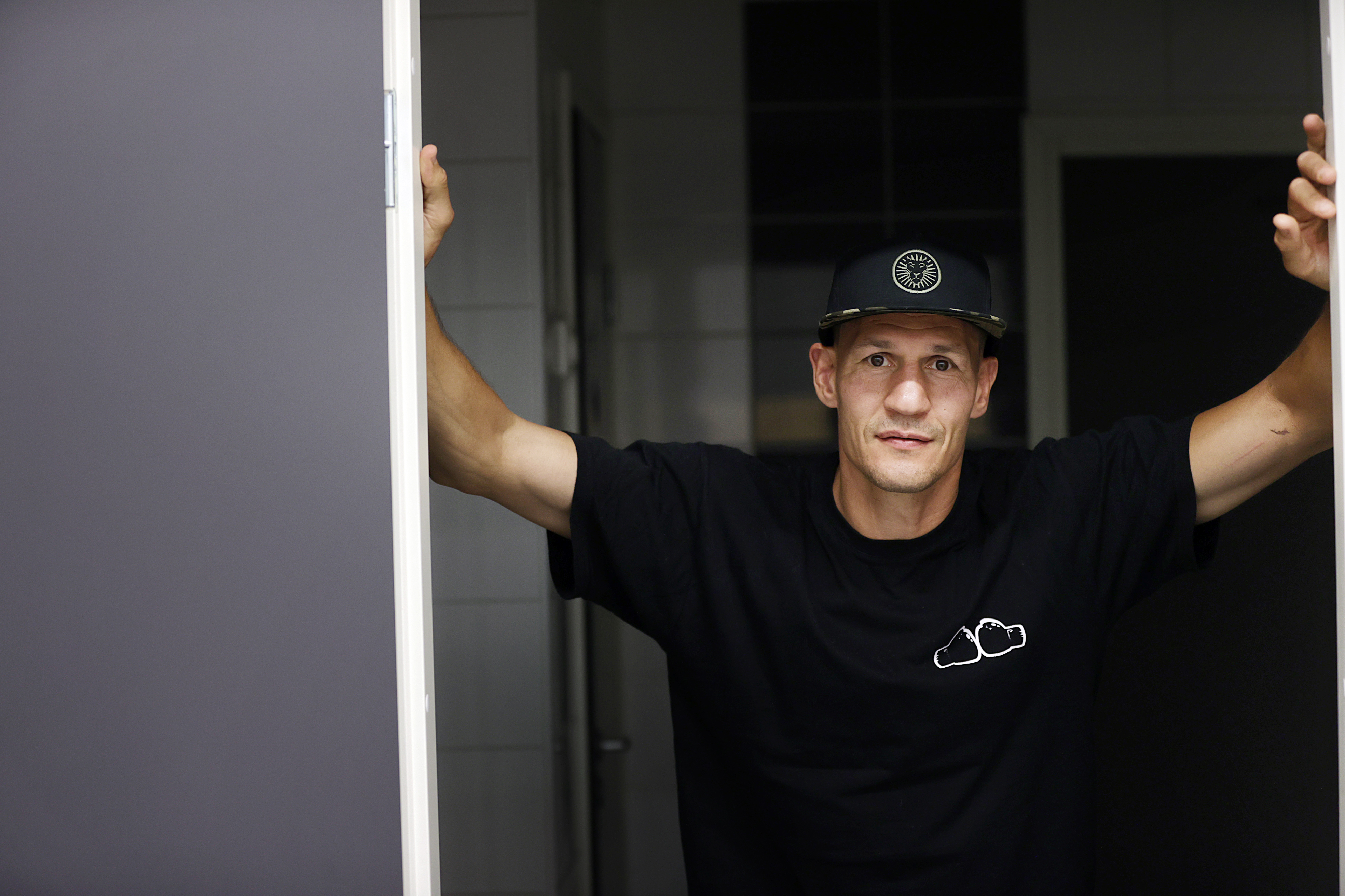 Amin Asikainen on tullut tunnetuksi hymyilevänä nyrkkeilykasvona ...