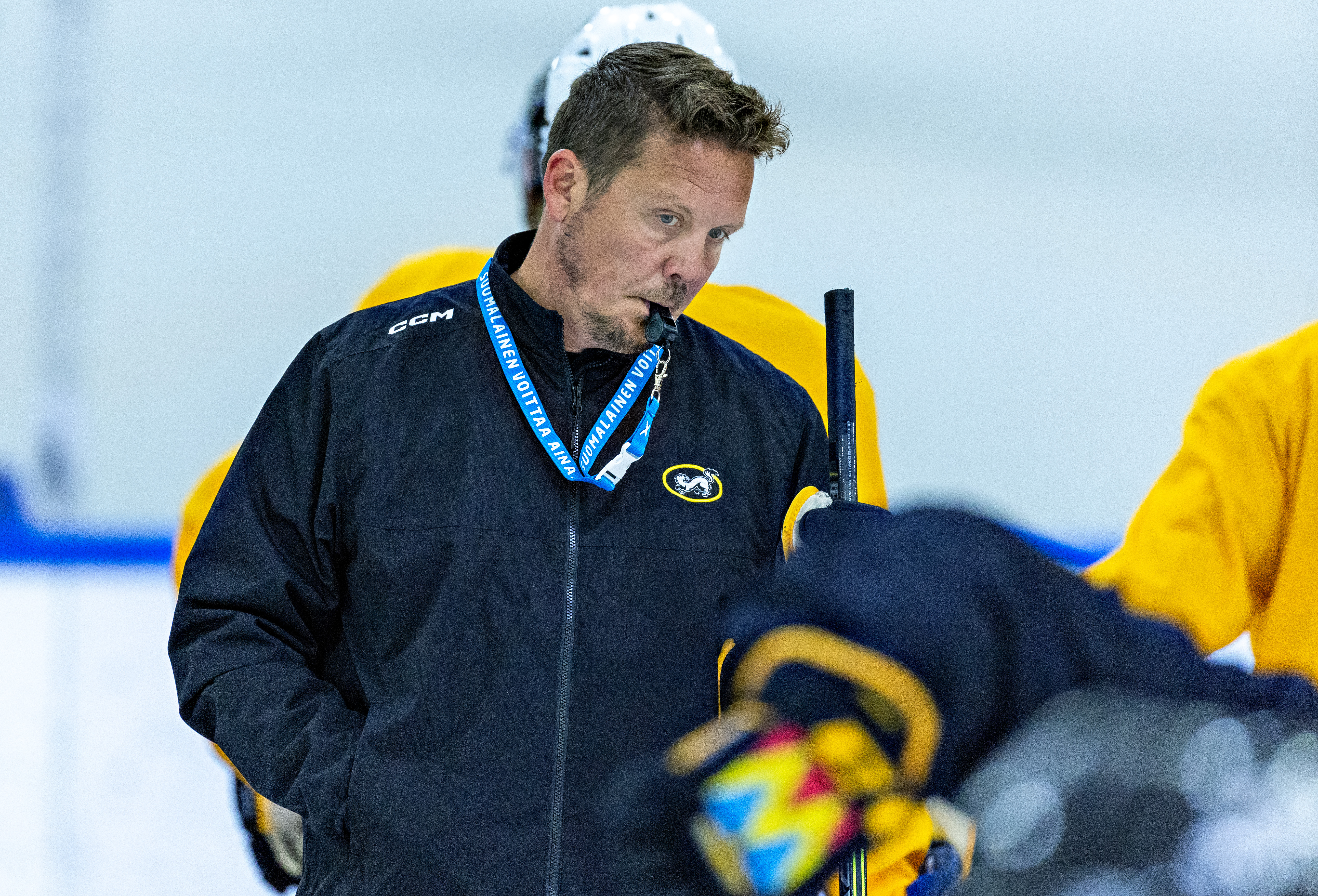 ”Minun ei tarvitse näpäyttää muita” – arvostelun kohteeksi joutunut ...