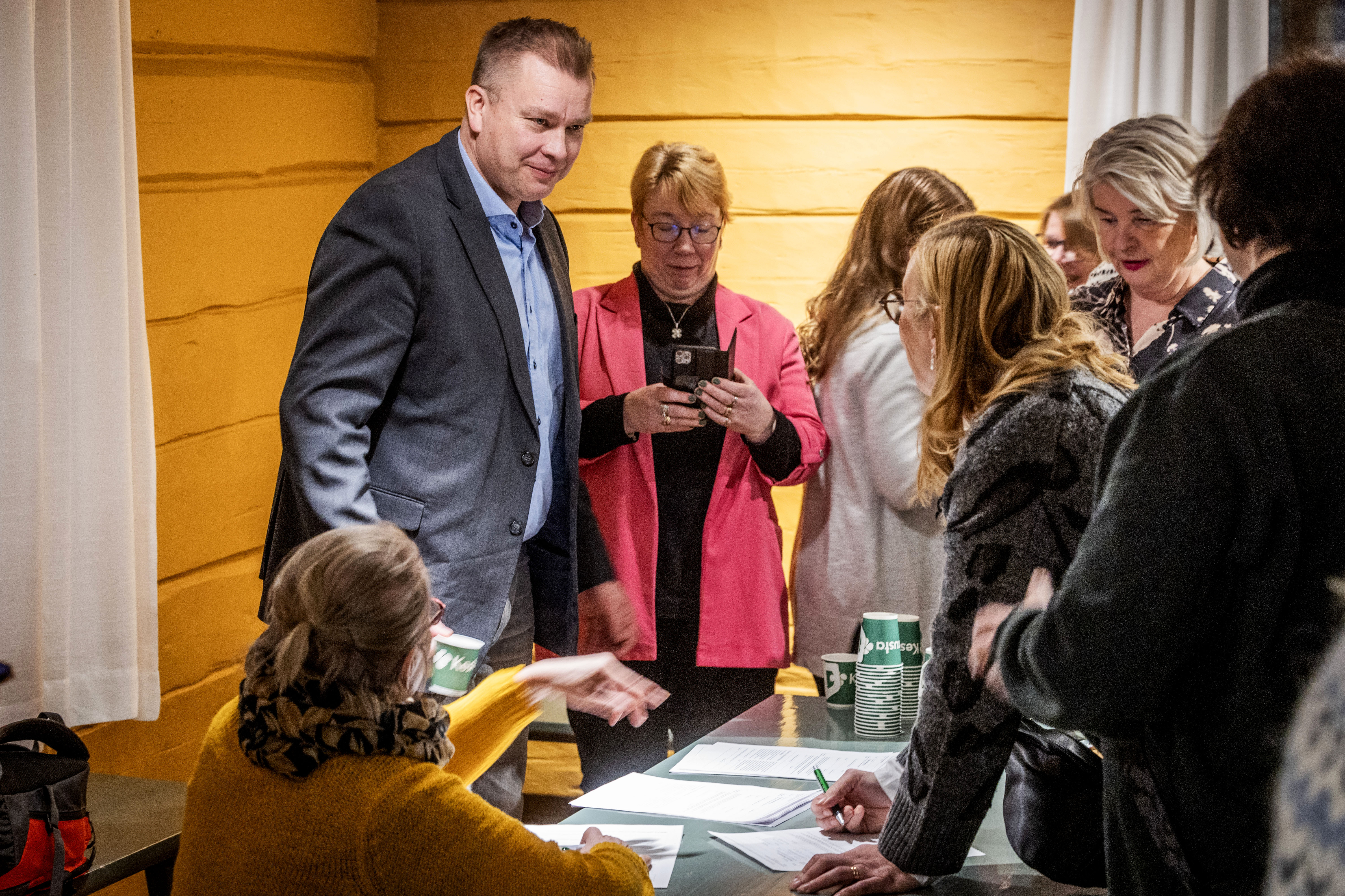 Ehdokashankinta kevään tuplavaaleihin etenee, mutta Lapissa listoilla ...
