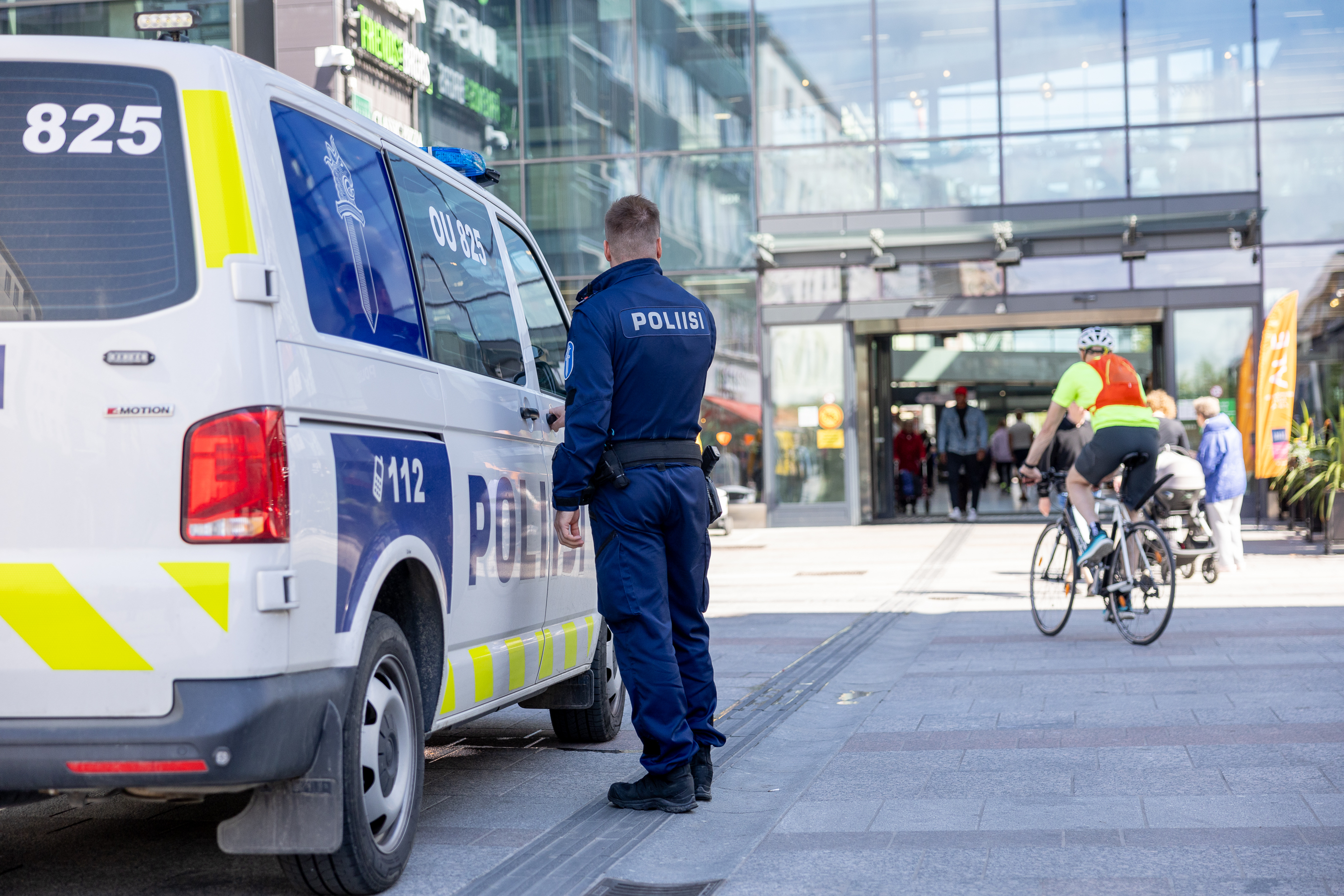 Kauppakeskus Valkean puukotuksista epäiltyjen kuulustelut pääosin tehty ...