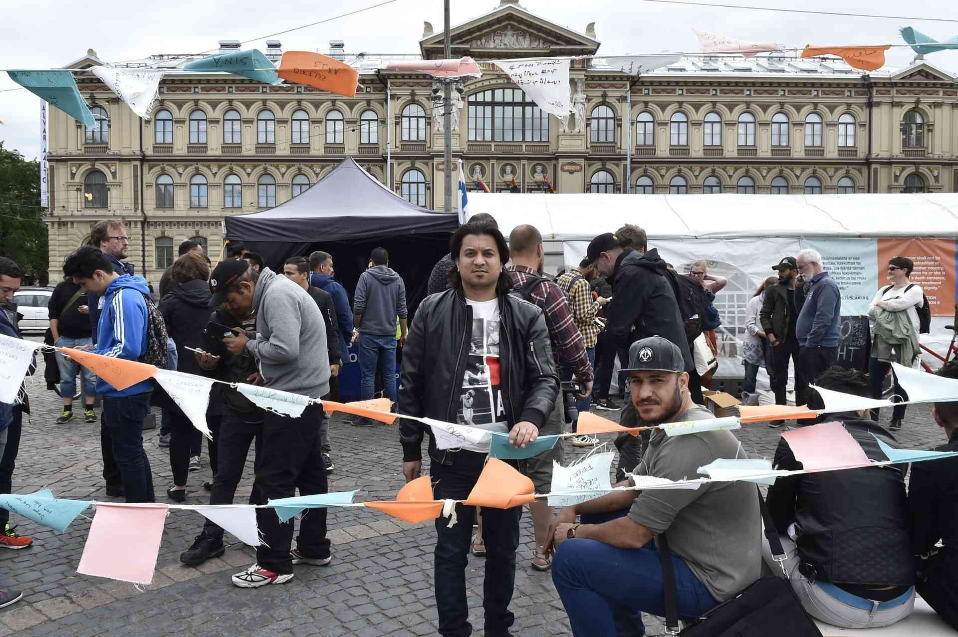 Kielteisen päätöksen saanut Nour Jamal odottaa vaaleja ja ...