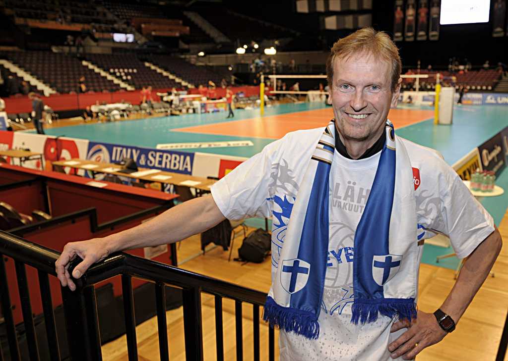 Pasi Rautio välillä fanin vaatteissa | Kaleva