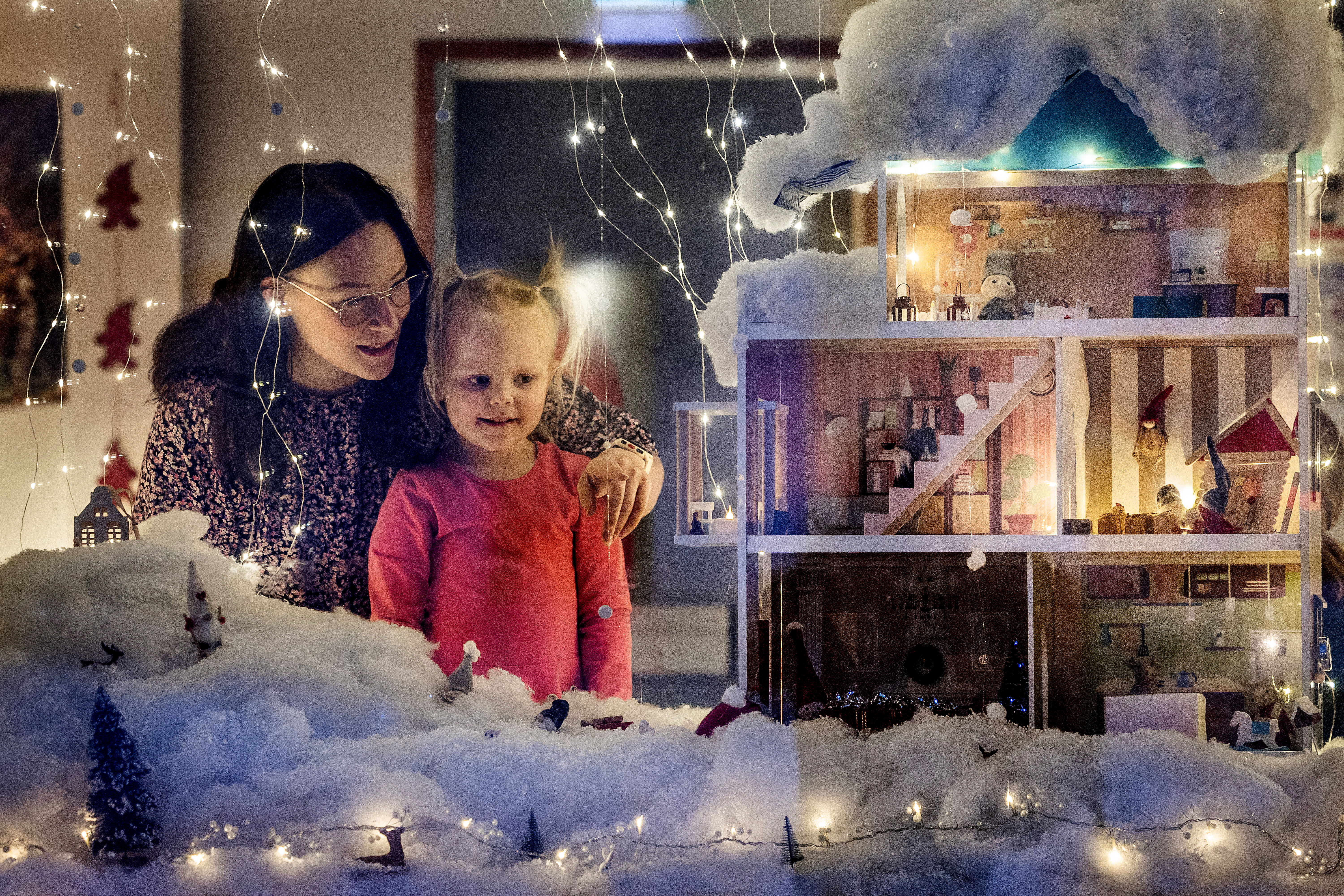 Elokolon tonttutalo vei voiton – Rovaniemen paras jouluikkuna valittiin ...