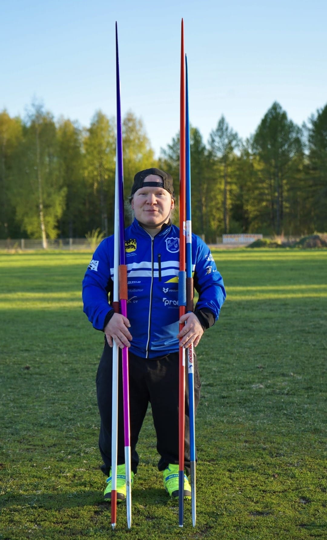 Paralympialaisiin tähtäävä PuU:n Valtteri Ranua heitti Suomen ...