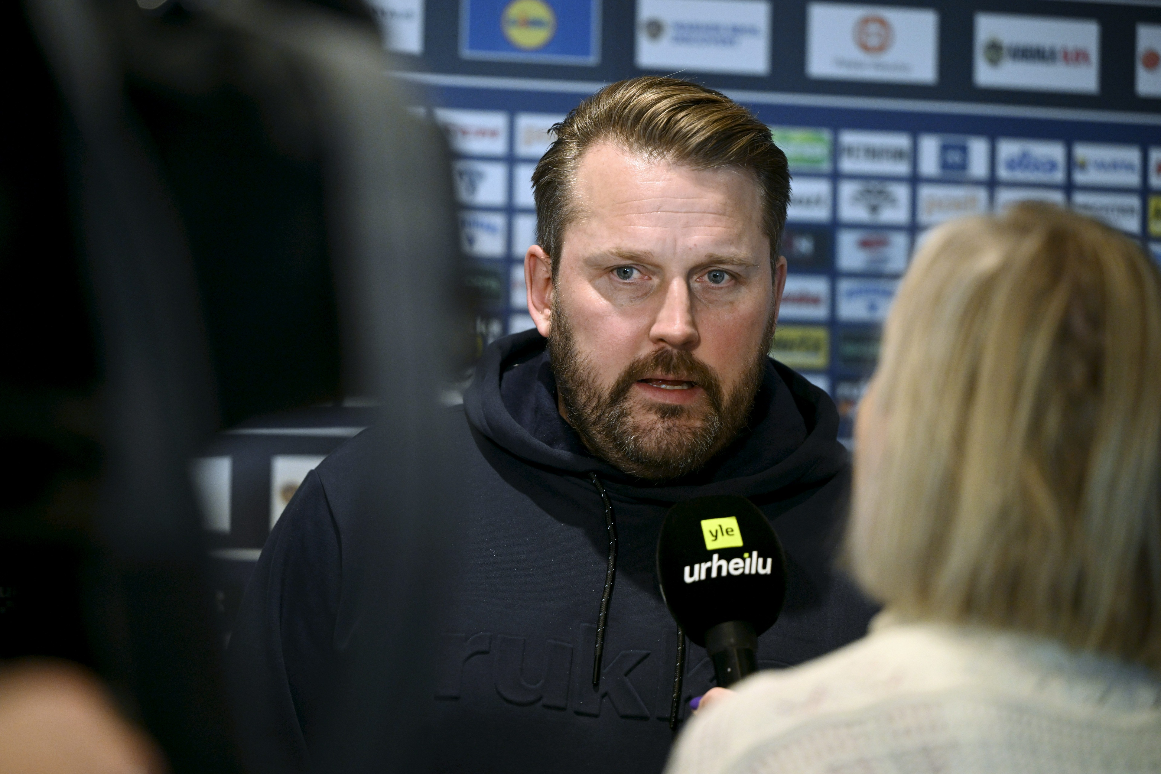 Kotimaisesta Liigasta on kivinen polku Pennasen Leijoniin – "Ruotsi ja ...