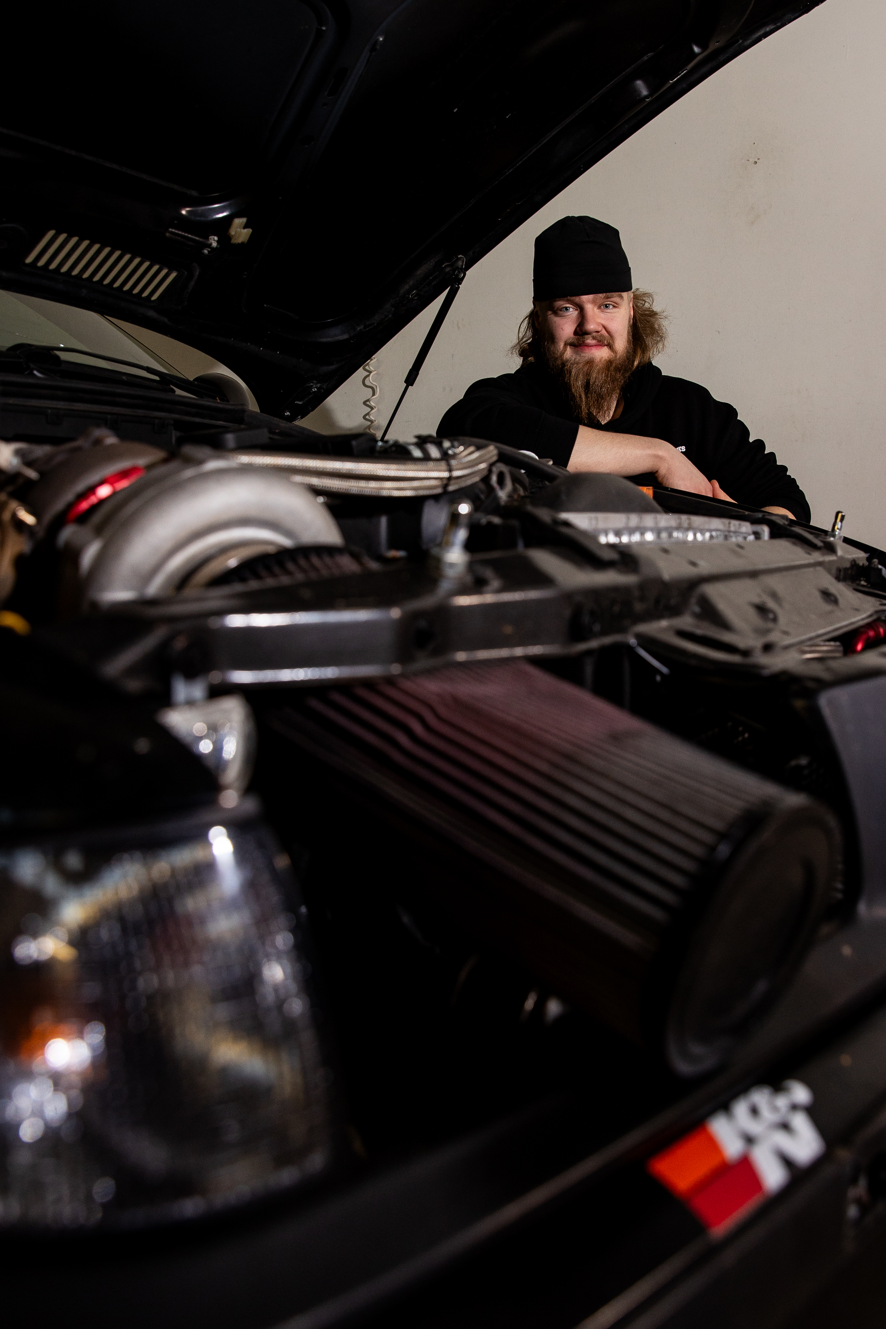 Taivalkoskelaisen Aatu Turpeisen, 24, pajavideoita katsovat jopa sadat ...