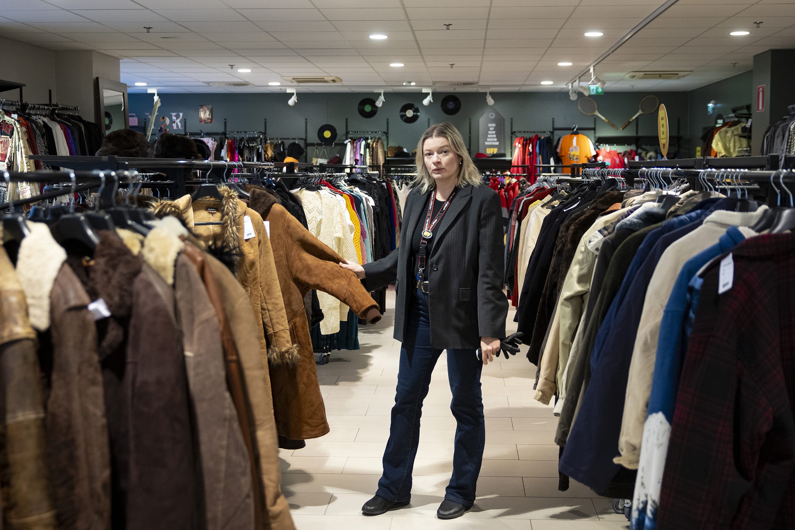 Käytetyt turkit ovat nyt kysyttyjä Oulun vaatekaupoissa: "Nuoret ovat ...