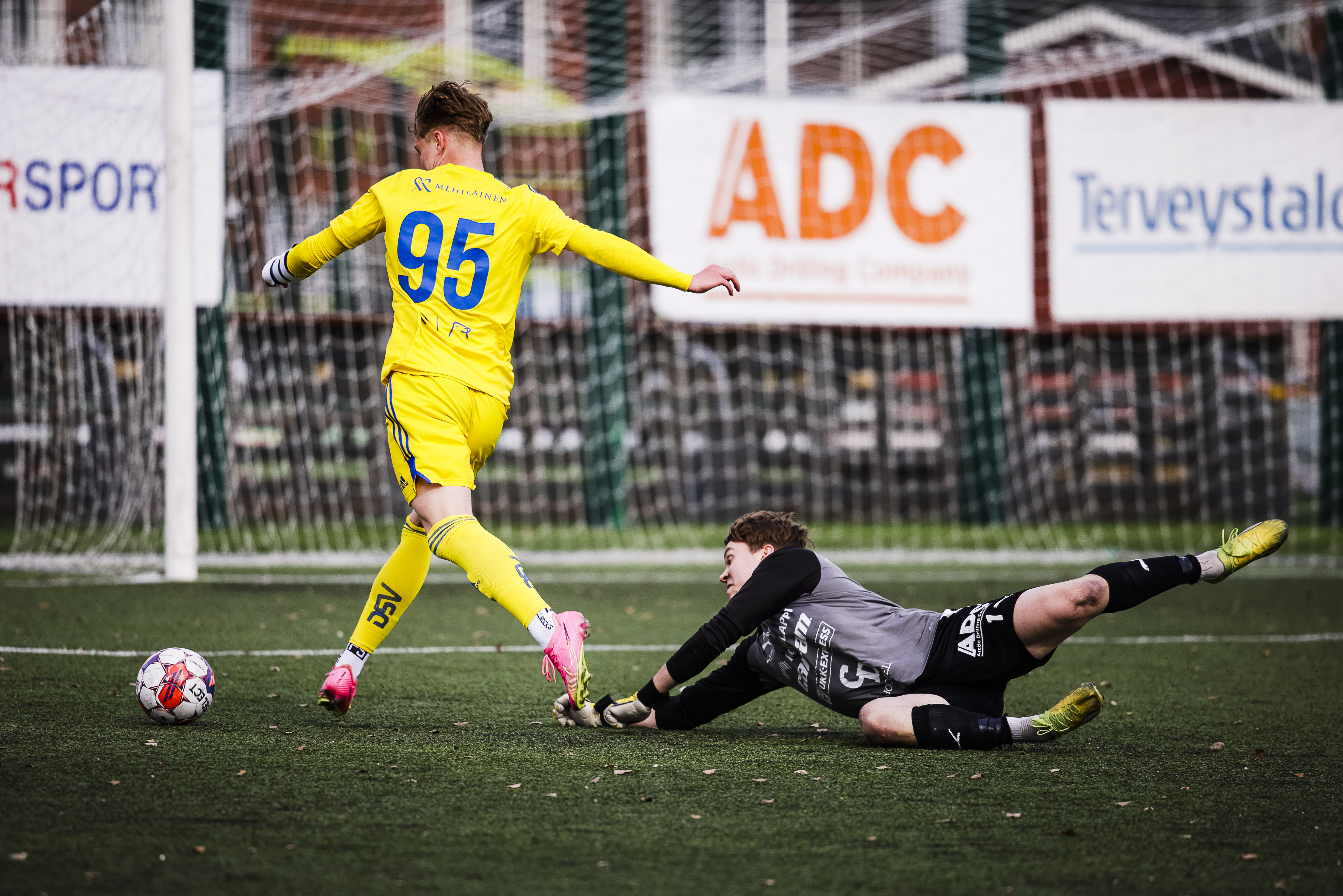 Rovaniemen Palloseura haastoi Klubi 04:n viimeisellä kaksikymppisellä ...