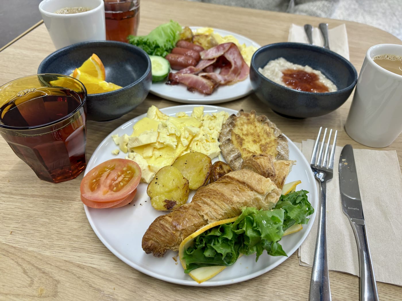 Ouluntullissa avanneen Huilin aamiaiselta saa sen mitä muualtakin ...