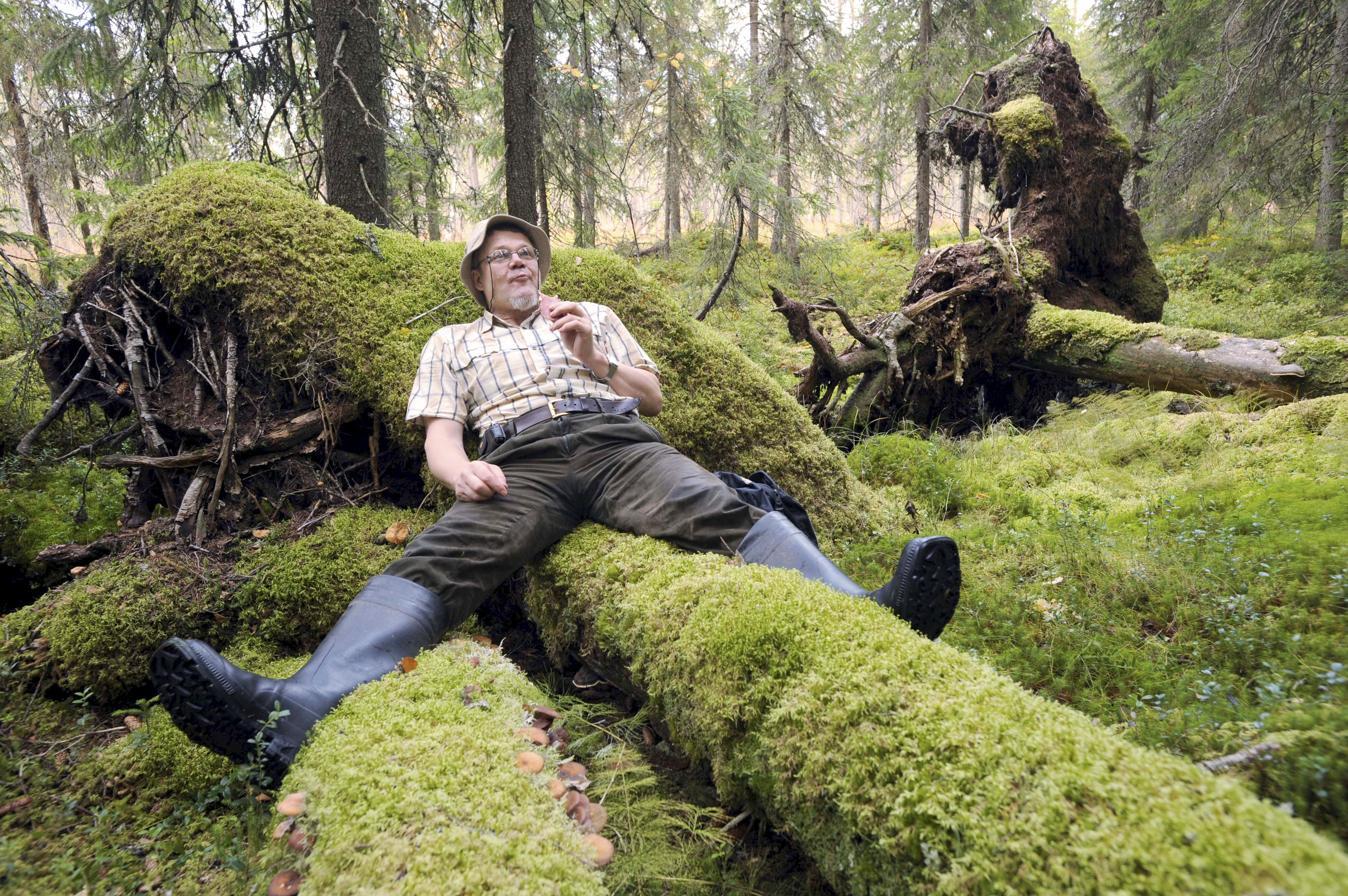Lassi Rautiainen jälleen Nature Photon taiteelliseksi johtajaksi ...