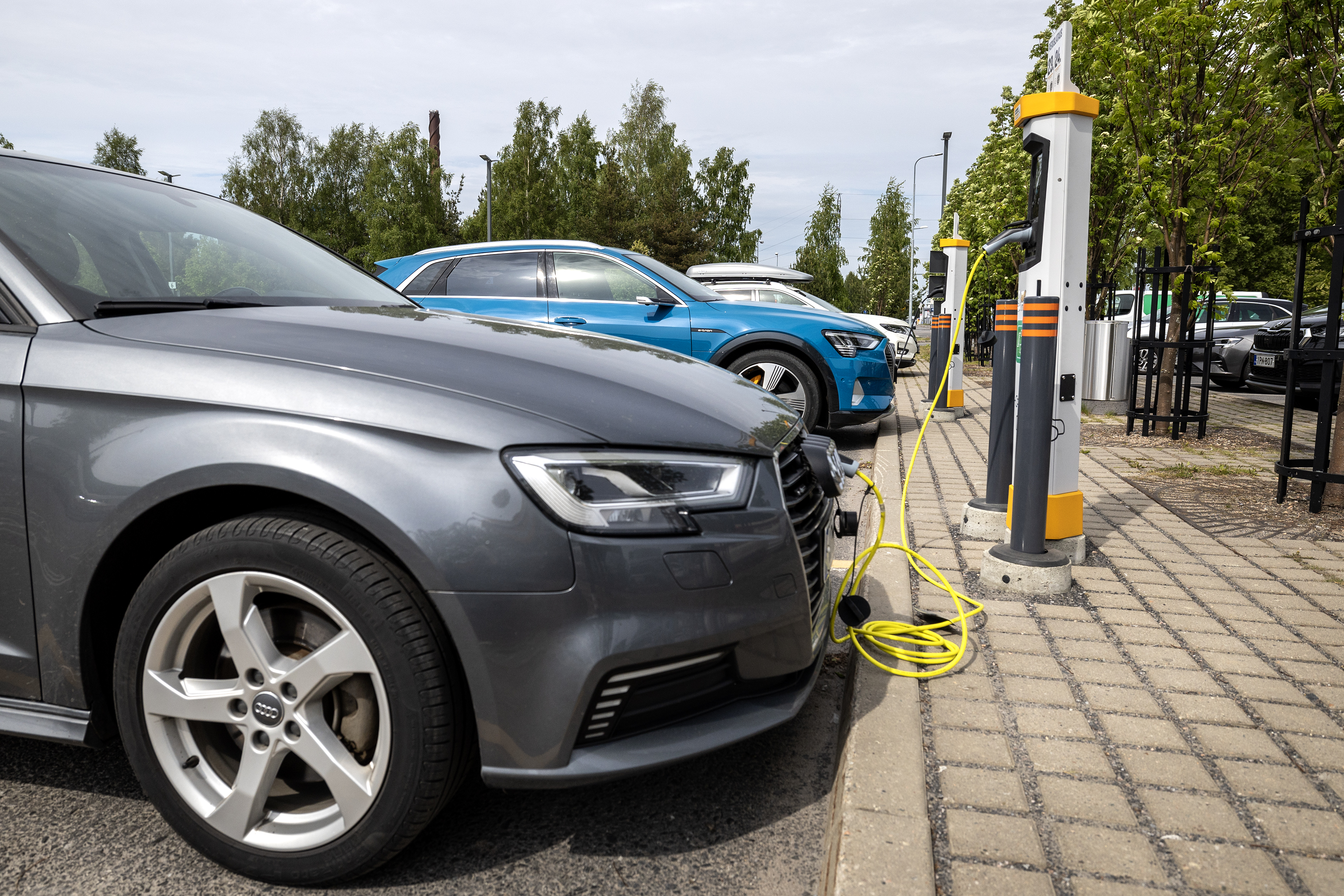 Uusia autoja rekisteröitiin hieman edellisvuotta enemmän – uusien ...