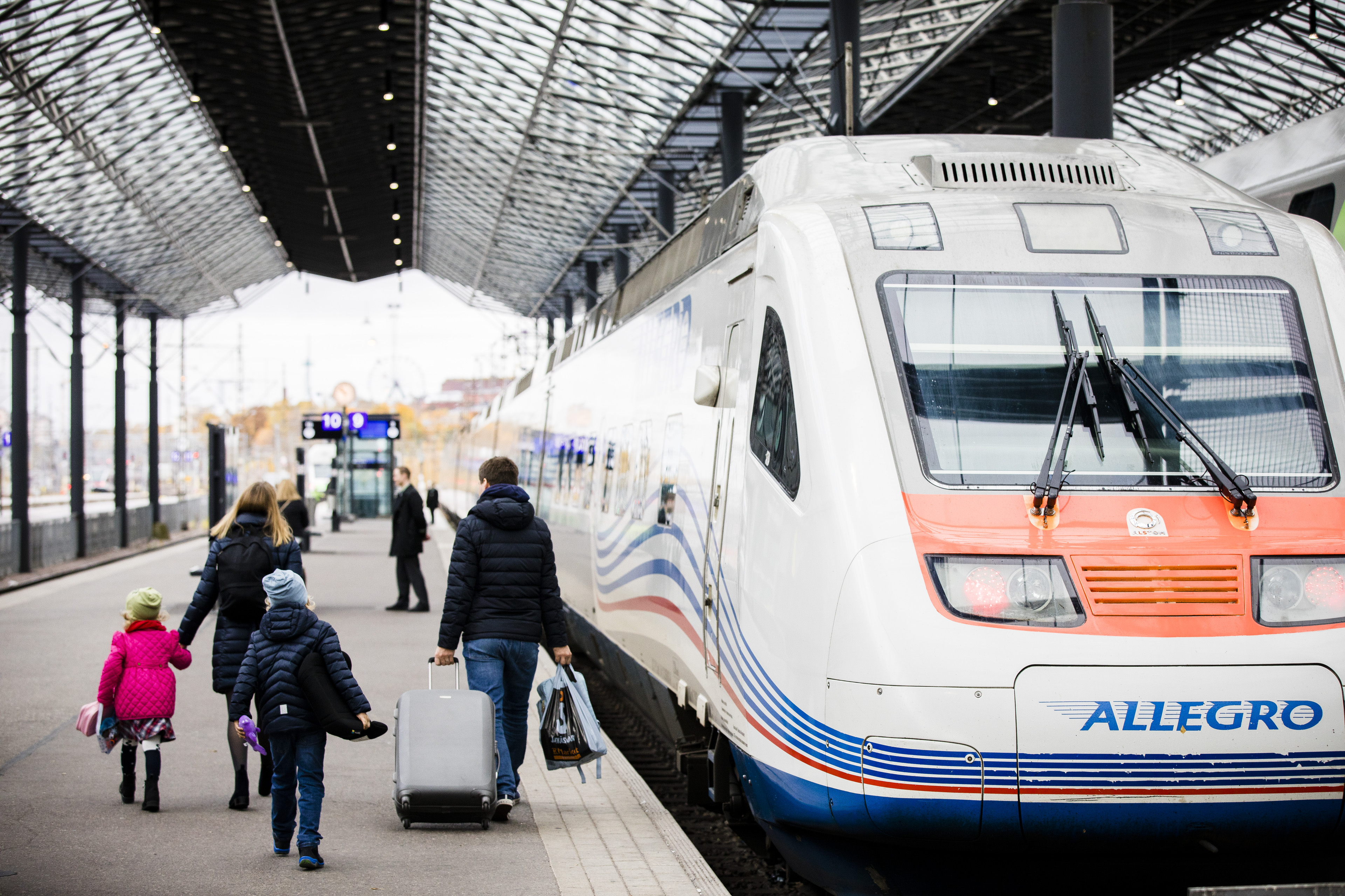 VR ottaa Allegro-junat kaukoliikenteeseen Suomessa – suurnopeusjunasta ...